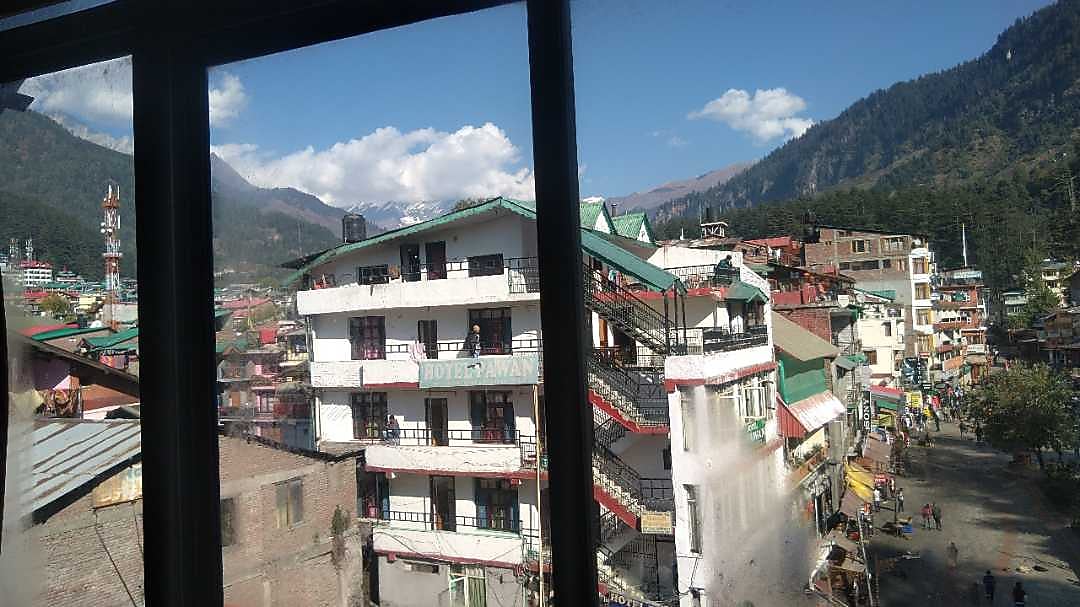 Hotel Yak | Manali Hotel BOOK @ ₹1