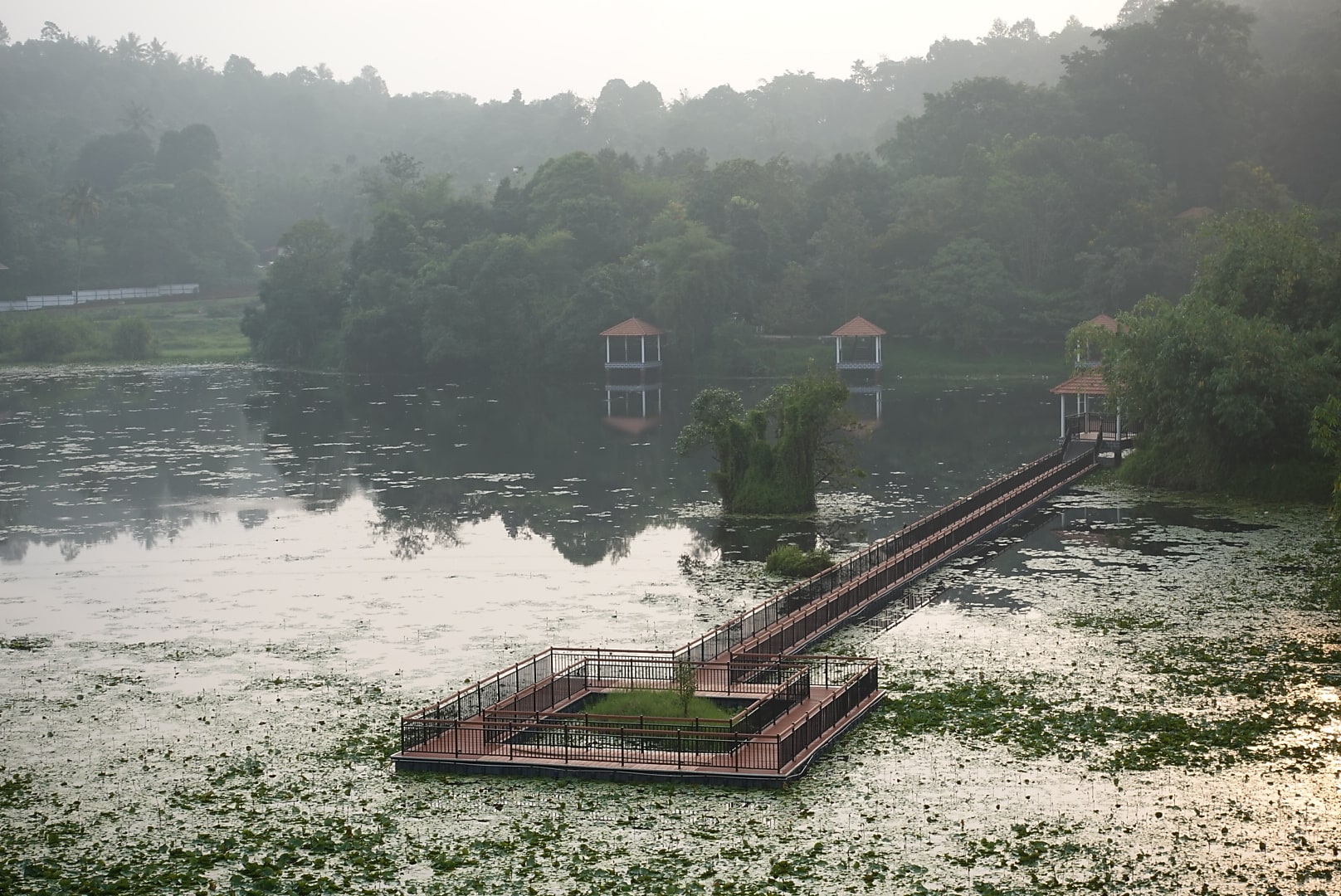 Karlad Lake Resort 𝗕𝗢𝗢𝗞 Wayanad Resort 𝘄𝗶𝘁𝗵 ₹𝟬 𝗣𝗔𝗬𝗠𝗘𝗡𝗧