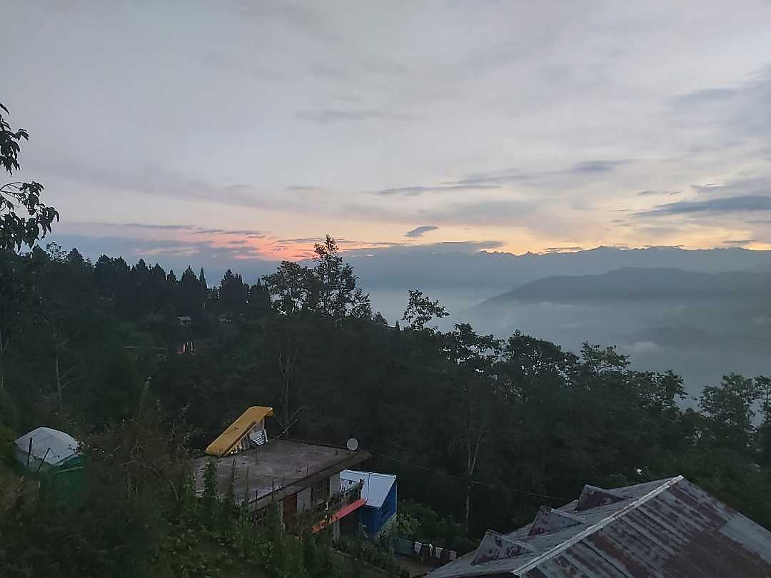 LOVELY HOMESTAY 𝗕𝗢𝗢𝗞 Rishyap Homestay 𝘄𝗶𝘁𝗵 𝗙𝗥𝗘𝗘 𝗖𝗮𝗻𝗰𝗲𝗹𝗹𝗮𝘁𝗶𝗼𝗻