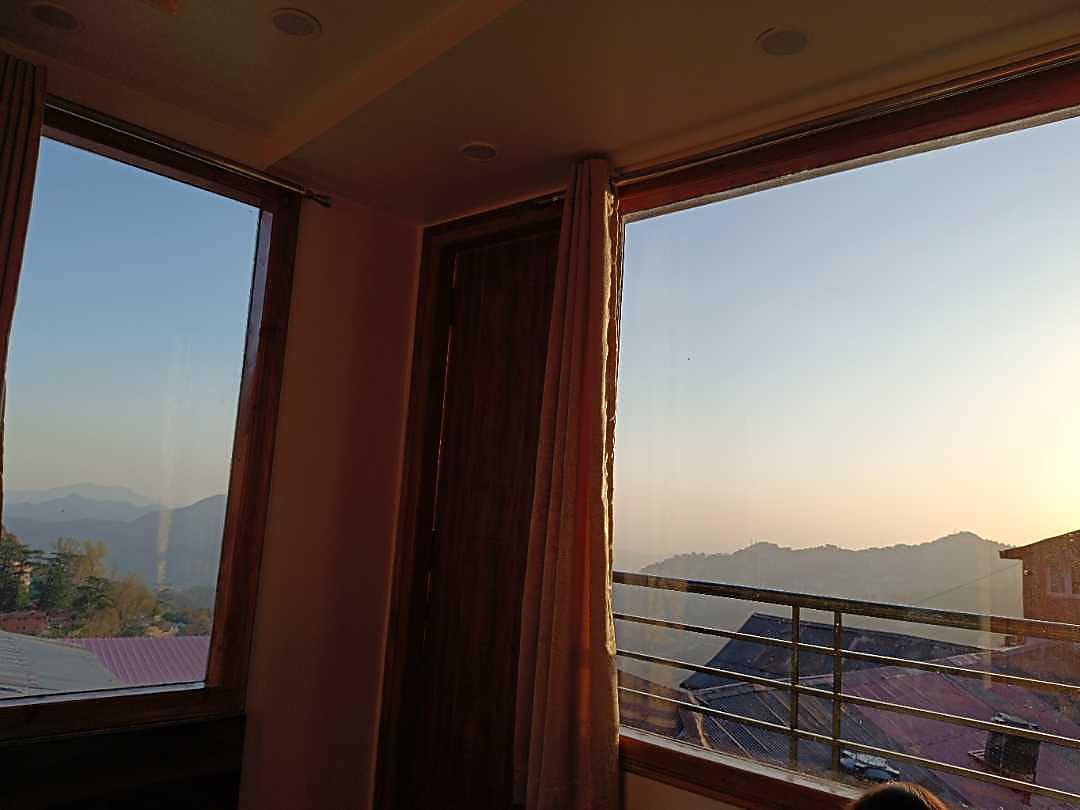 Dee Ess Residency 𝗕𝗢𝗢𝗞 Shimla BnB 𝘄𝗶𝘁𝗵 𝗙𝗥𝗘𝗘 𝗖𝗮𝗻𝗰𝗲𝗹𝗹𝗮𝘁𝗶𝗼𝗻