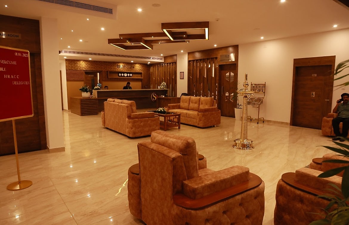 Sens Residency 𝗕𝗢𝗢𝗞 Chalakudy Hotel 𝘄𝗶𝘁𝗵 𝗙𝗥𝗘𝗘 𝗖𝗮𝗻𝗰𝗲𝗹𝗹𝗮𝘁𝗶𝗼𝗻