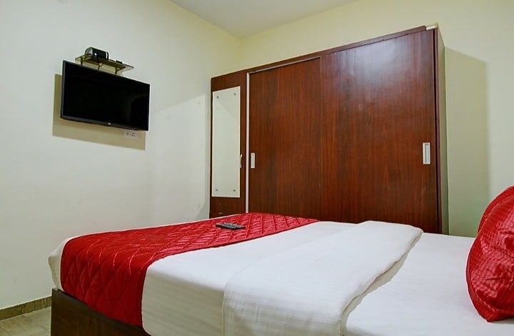 HOTEL SUBADEV 𝗕𝗢𝗢𝗞 Pondicherry Guest House 𝘄𝗶𝘁𝗵 𝗙𝗥𝗘𝗘 𝗖𝗮𝗻𝗰𝗲𝗹𝗹𝗮𝘁𝗶𝗼𝗻
