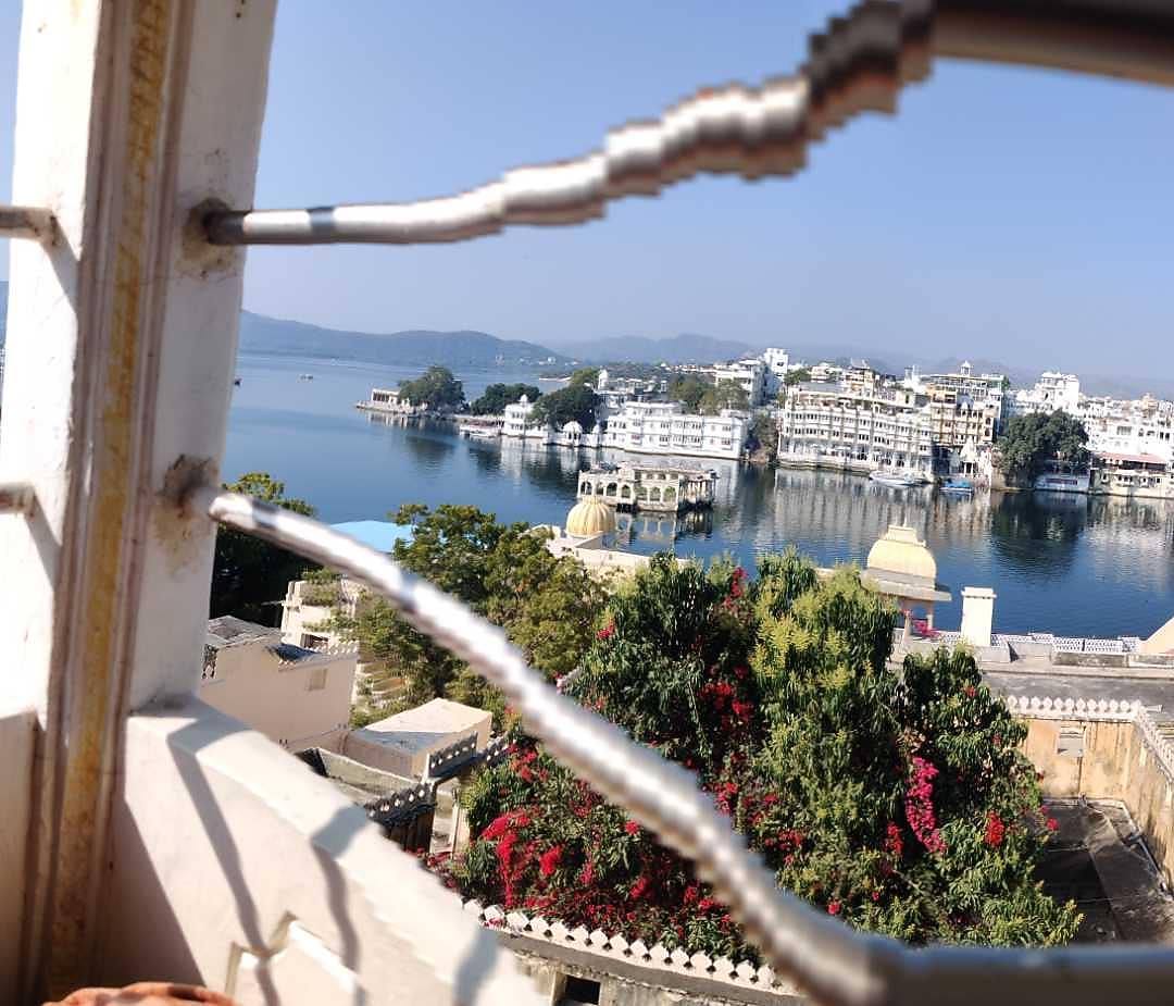 Mewar Haveli at Lake Pichola 𝗕𝗢𝗢𝗞 Udaipur Hotel 𝘄𝗶𝘁𝗵 𝗙𝗥𝗘𝗘 𝗖𝗮𝗻𝗰𝗲𝗹𝗹𝗮𝘁𝗶𝗼𝗻