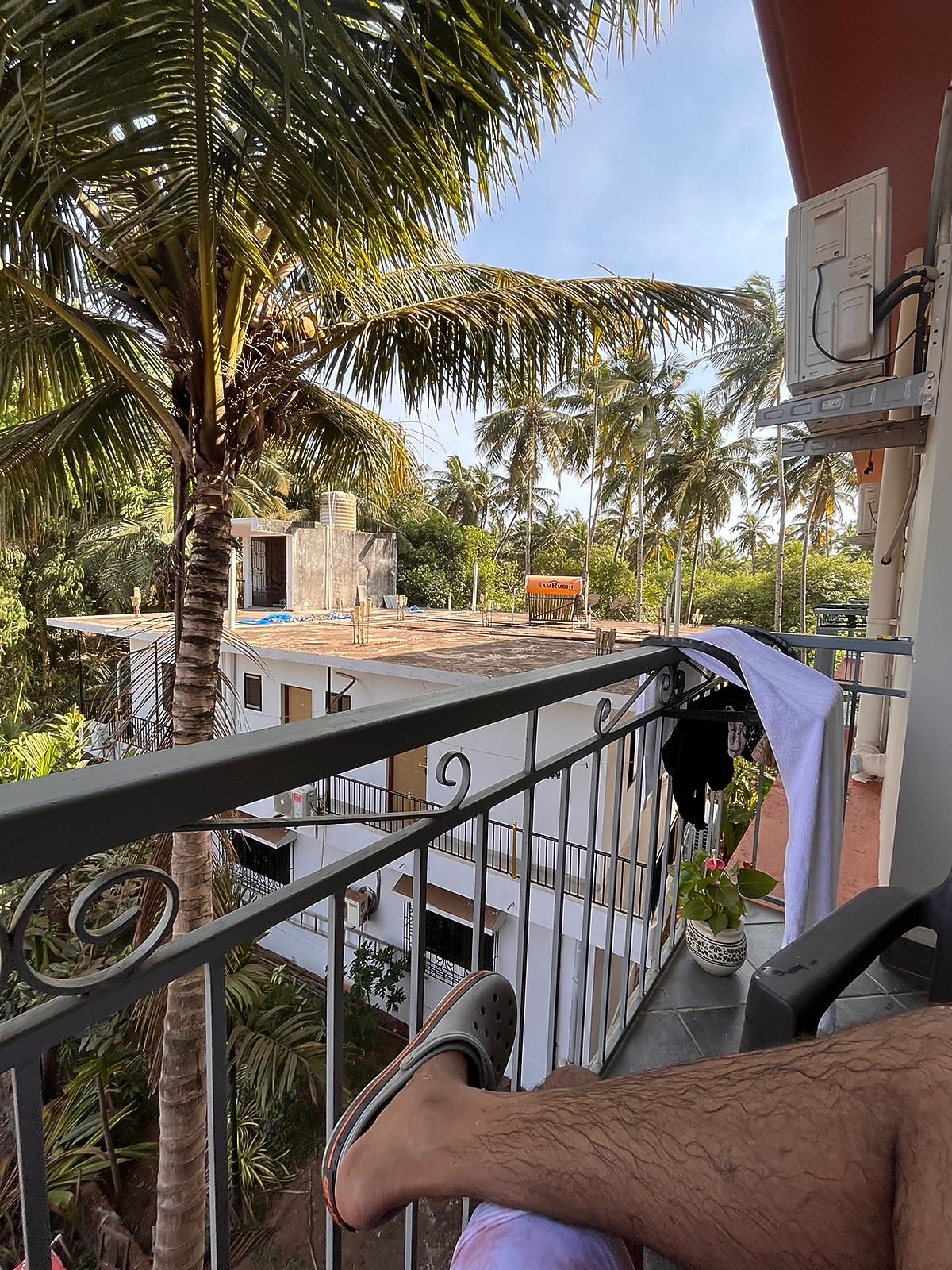 Zostel Goa (Morjim) 𝗕𝗢𝗢𝗞 Goa Hostel 𝘄𝗶𝘁𝗵 ₹𝟬 𝗣𝗔𝗬𝗠𝗘𝗡𝗧