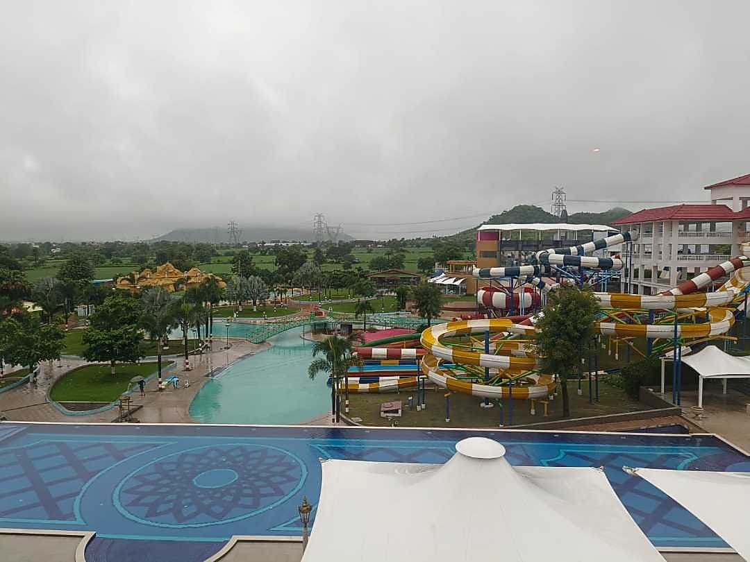 Crescent Spa & Resort | Indore Resort BOOK @ ₹1