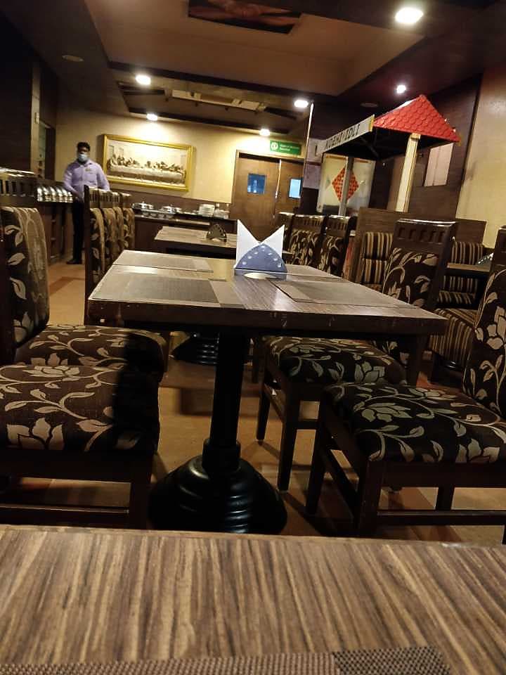 Clinton Park Inn 𝗕𝗢𝗢𝗞 Velankanni Hotel 𝘄𝗶𝘁𝗵 ₹𝟬 𝗣𝗔𝗬𝗠𝗘𝗡𝗧