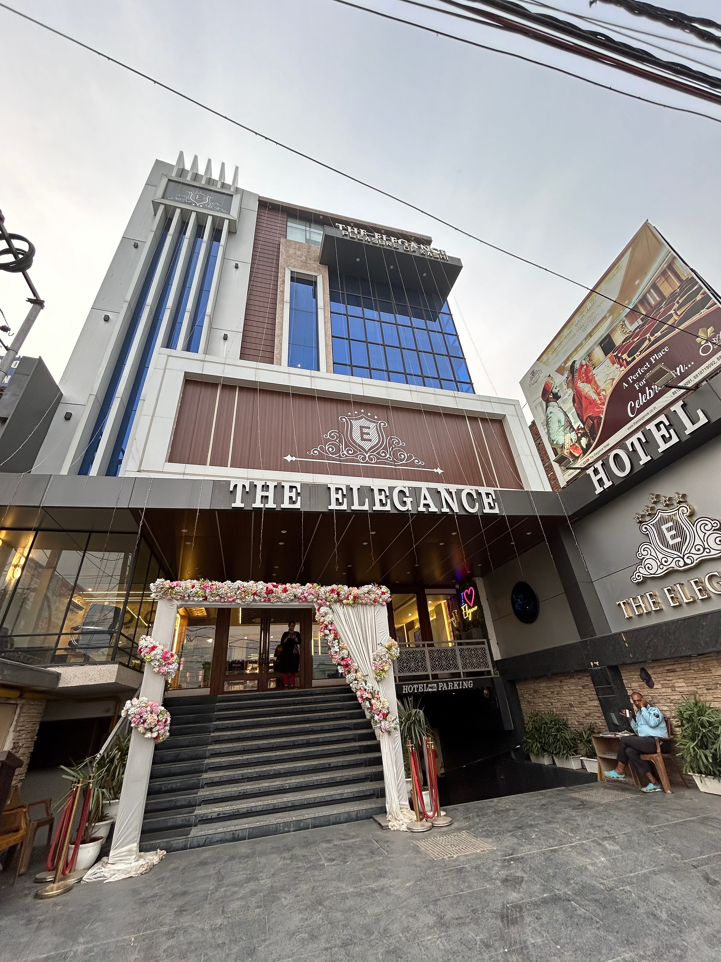 THE ELEGANCE 𝗕𝗢𝗢𝗞 Varanasi Hotel 𝘄𝗶𝘁𝗵 𝗙𝗥𝗘𝗘 𝗖𝗮𝗻𝗰𝗲𝗹𝗹𝗮𝘁𝗶𝗼𝗻