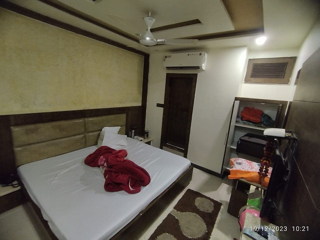Hotel Guru Kripa Inn 𝗕𝗢𝗢𝗞 Mathura Hotel 𝘄𝗶𝘁𝗵 𝗙𝗥𝗘𝗘 𝗖𝗮𝗻𝗰𝗲𝗹𝗹𝗮𝘁𝗶𝗼𝗻