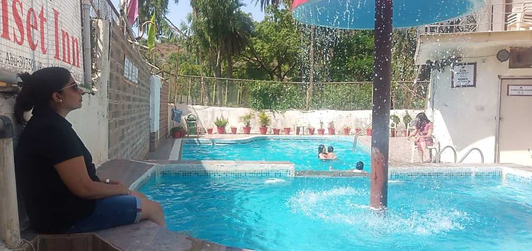 Hotel Sunset Inn Mount Abu with swimming pool 𝗕𝗢𝗢𝗞 Mount Abu Hotel 𝘄𝗶𝘁𝗵 ...