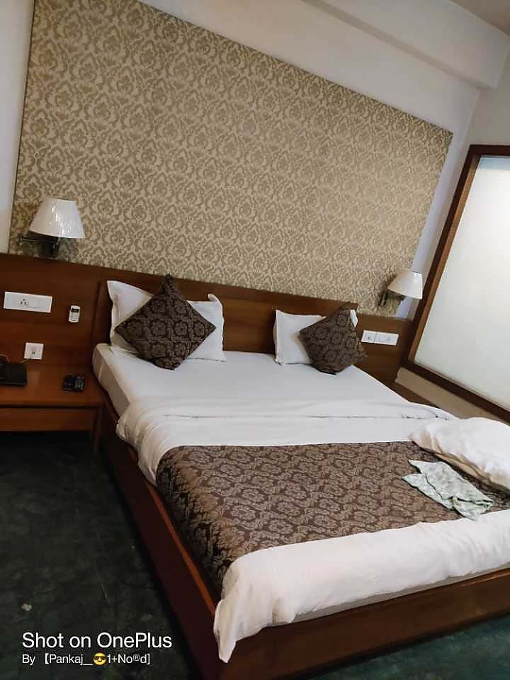 Hotel Shalimar Palace 100% Money Back 𝗕𝗢𝗢𝗞 Udaipur Hotel 𝘄𝗶𝘁𝗵 ₹𝟬 𝗣𝗔𝗬𝗠𝗘𝗡𝗧