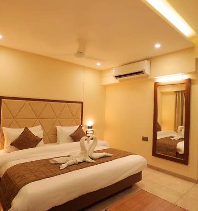 HOTEL KAVERY 𝗕𝗢𝗢𝗞 Rajkot Hotel 𝘄𝗶𝘁𝗵 ₹𝟬 𝗣𝗔𝗬𝗠𝗘𝗡𝗧