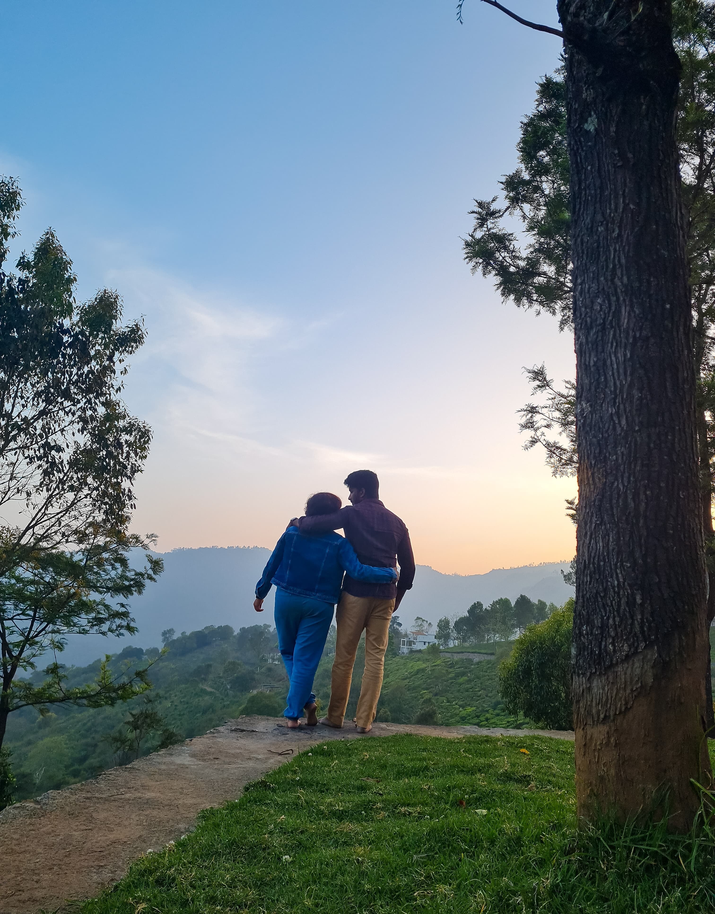 Vels Cliff 𝗕𝗢𝗢𝗞 Coonoor Farm House 𝘄𝗶𝘁𝗵 ₹𝟬 𝗣𝗔𝗬𝗠𝗘𝗡𝗧