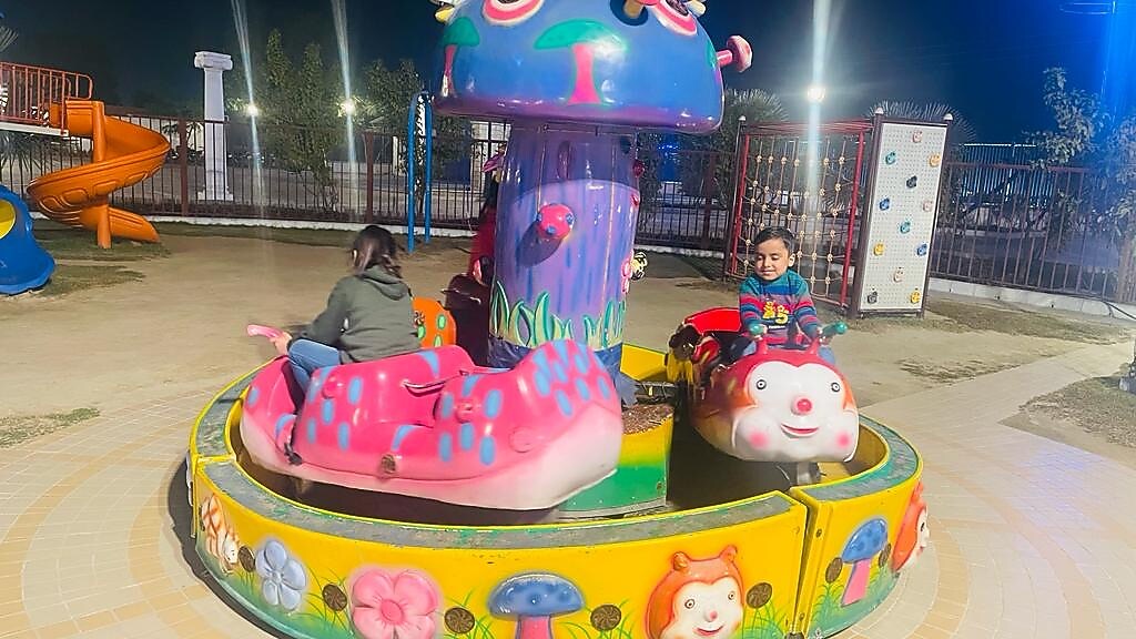 UP 22 VEG DHABA 𝗕𝗢𝗢𝗞 Rampur (Uttar Pradesh) Resort 𝘄𝗶𝘁𝗵 ₹𝟬 𝗣𝗔𝗬𝗠𝗘𝗡𝗧