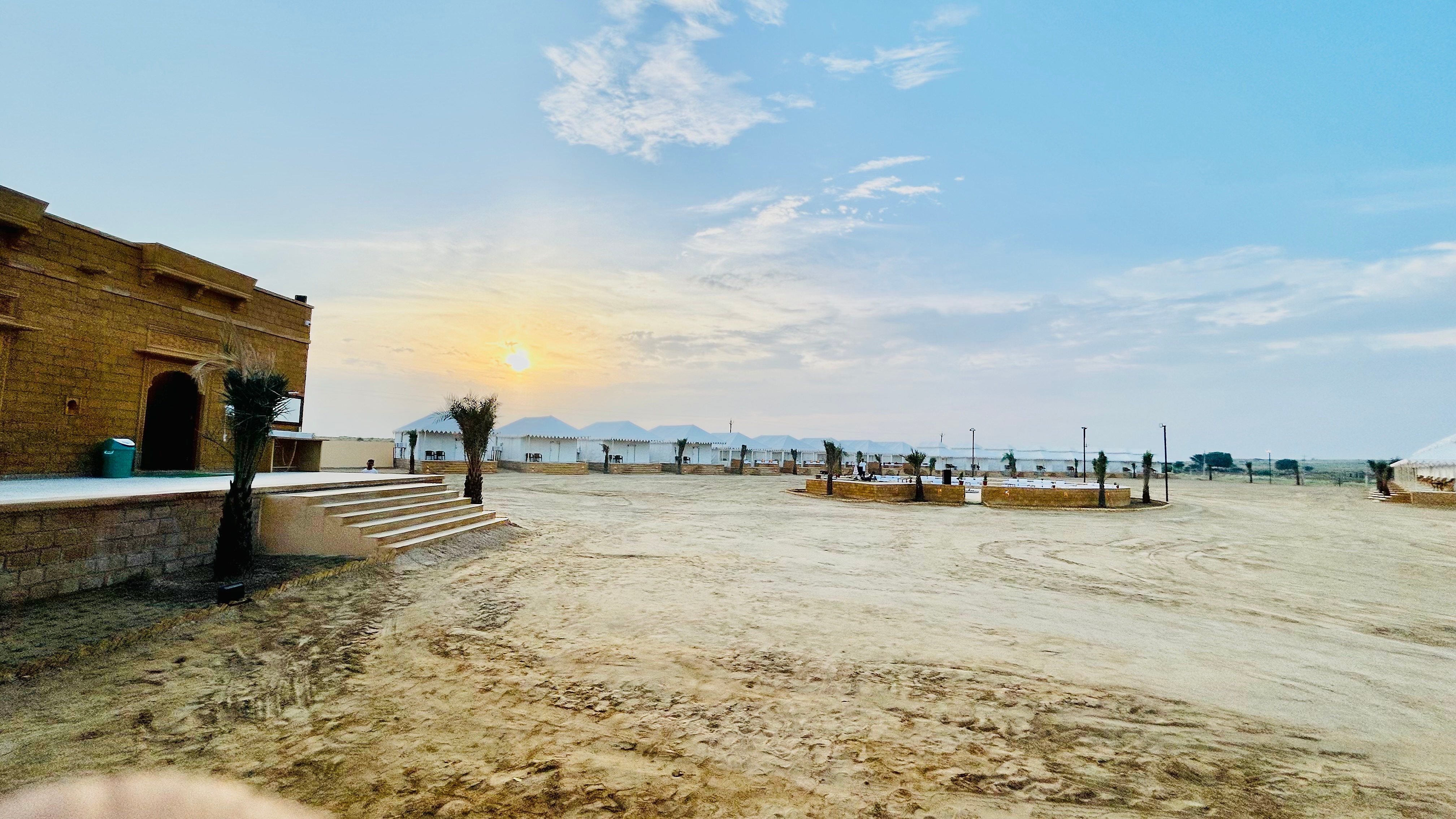 Golden Star Desert Camp 𝗕𝗢𝗢𝗞 Jaisalmer Resort 𝘄𝗶𝘁𝗵 𝗙𝗥𝗘𝗘 𝗖𝗮𝗻𝗰𝗲𝗹𝗹𝗮𝘁𝗶𝗼𝗻