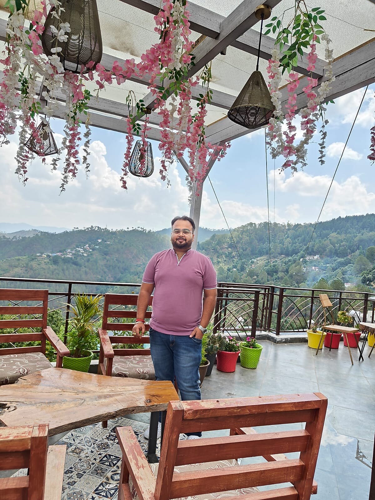 The Himalayan Voyage | Rooms & Restaurant 𝗕𝗢𝗢𝗞 Ranikhet Homestay 𝘄𝗶𝘁𝗵 ...