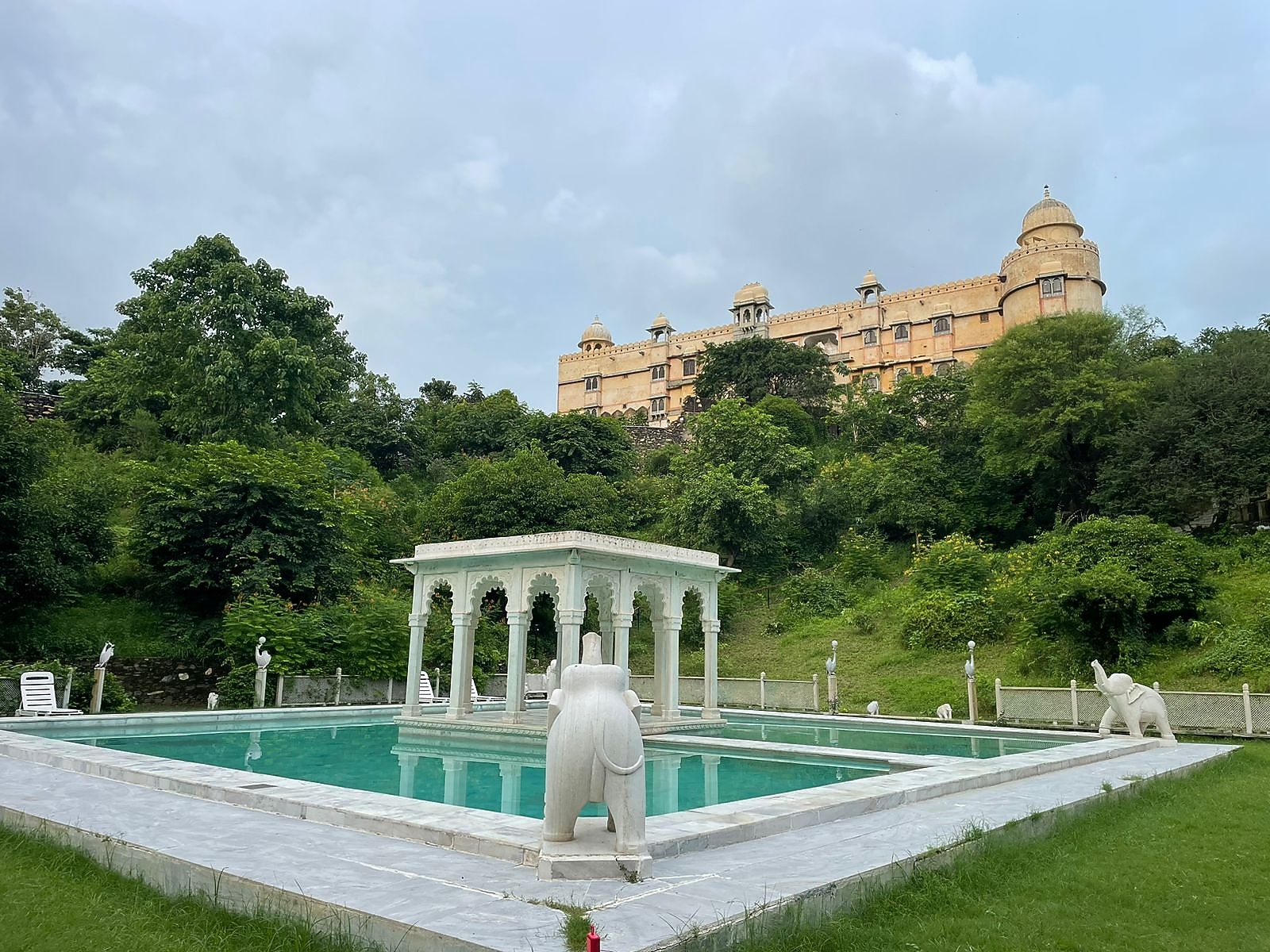 The Fern Bambora Fort, Bambora, Udaipur 𝗕𝗢𝗢𝗞 Udaipur Hotel 𝘄𝗶𝘁𝗵 𝗙𝗥𝗘𝗘 ...