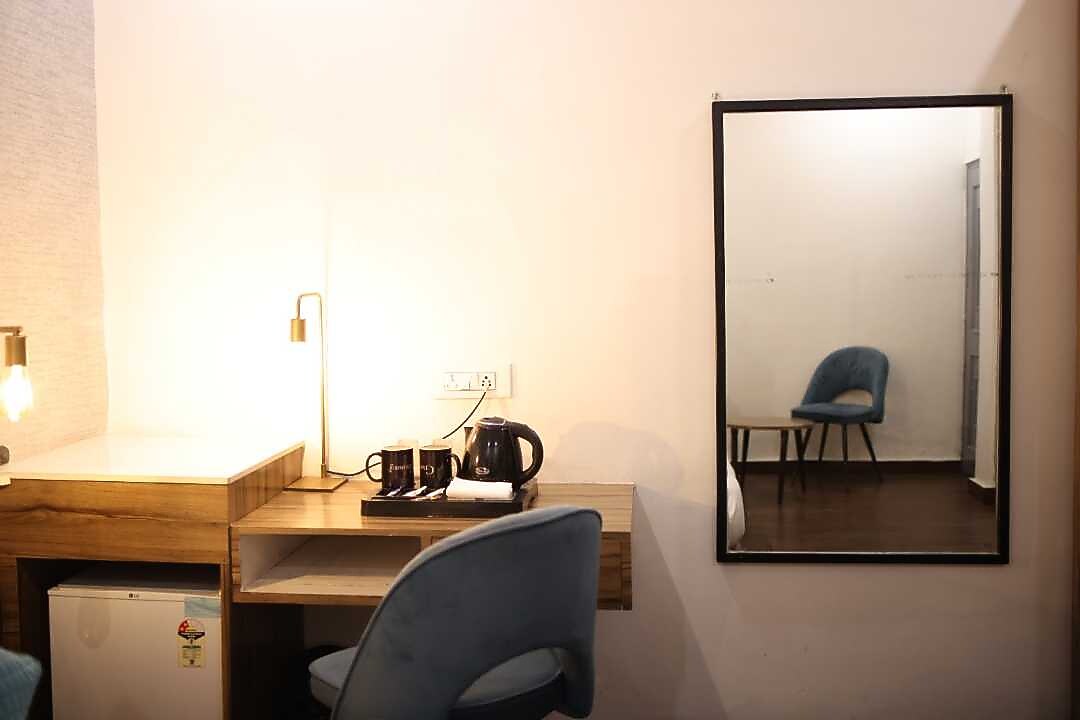 GALLIVANTO INN - ROHINI 𝗕𝗢𝗢𝗞 Delhi Hotel 𝘄𝗶𝘁𝗵 ₹𝟬 𝗣𝗔𝗬𝗠𝗘𝗡𝗧