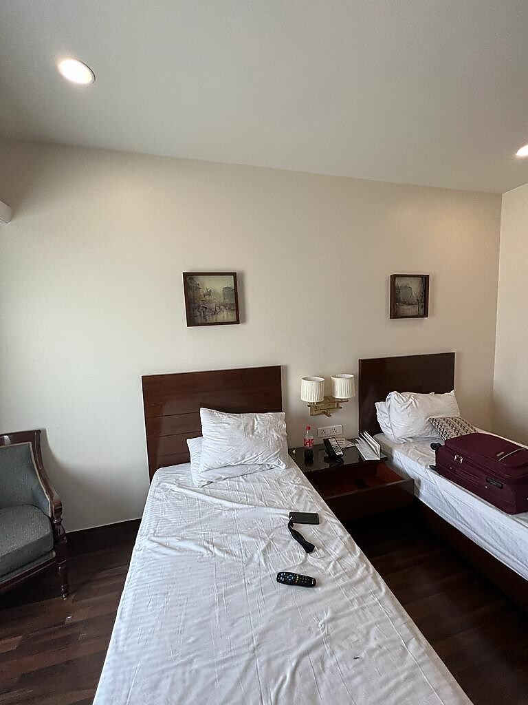 Hotel Home In By Amrik Sukhdev 𝗕𝗢𝗢𝗞 Sonipat Hotel 𝘄𝗶𝘁𝗵 𝗙𝗥𝗘𝗘 𝗖𝗮𝗻𝗰𝗲𝗹𝗹𝗮𝘁𝗶𝗼𝗻