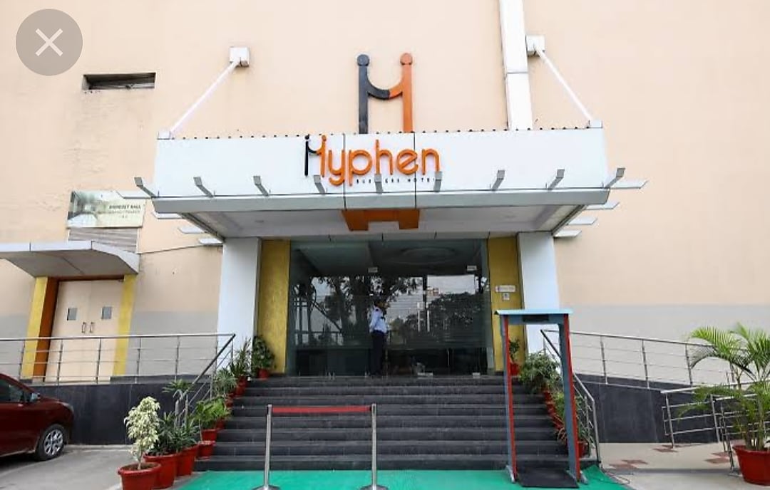 Hotel Hyphen Logo