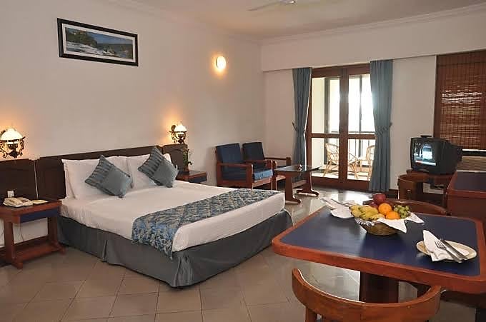 Resort Lagoa Azul 𝗕𝗢𝗢𝗞 Goa Resort 𝘄𝗶𝘁𝗵 𝗙𝗥𝗘𝗘 𝗖𝗮𝗻𝗰𝗲𝗹𝗹𝗮𝘁𝗶𝗼𝗻