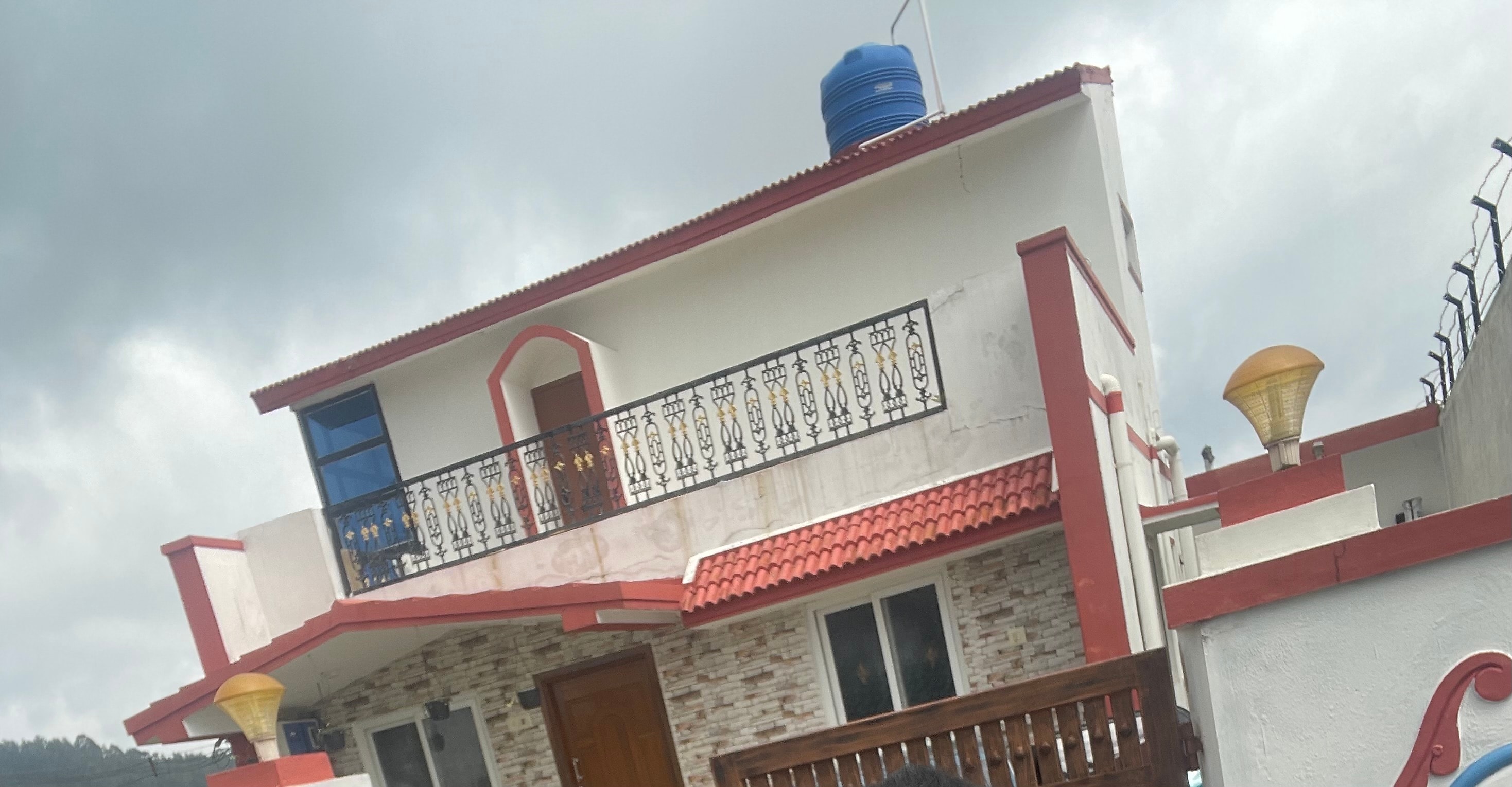 Misty Cliff Cottage - Located on a View Point 𝗕𝗢𝗢𝗞 Yercaud Homestay ...