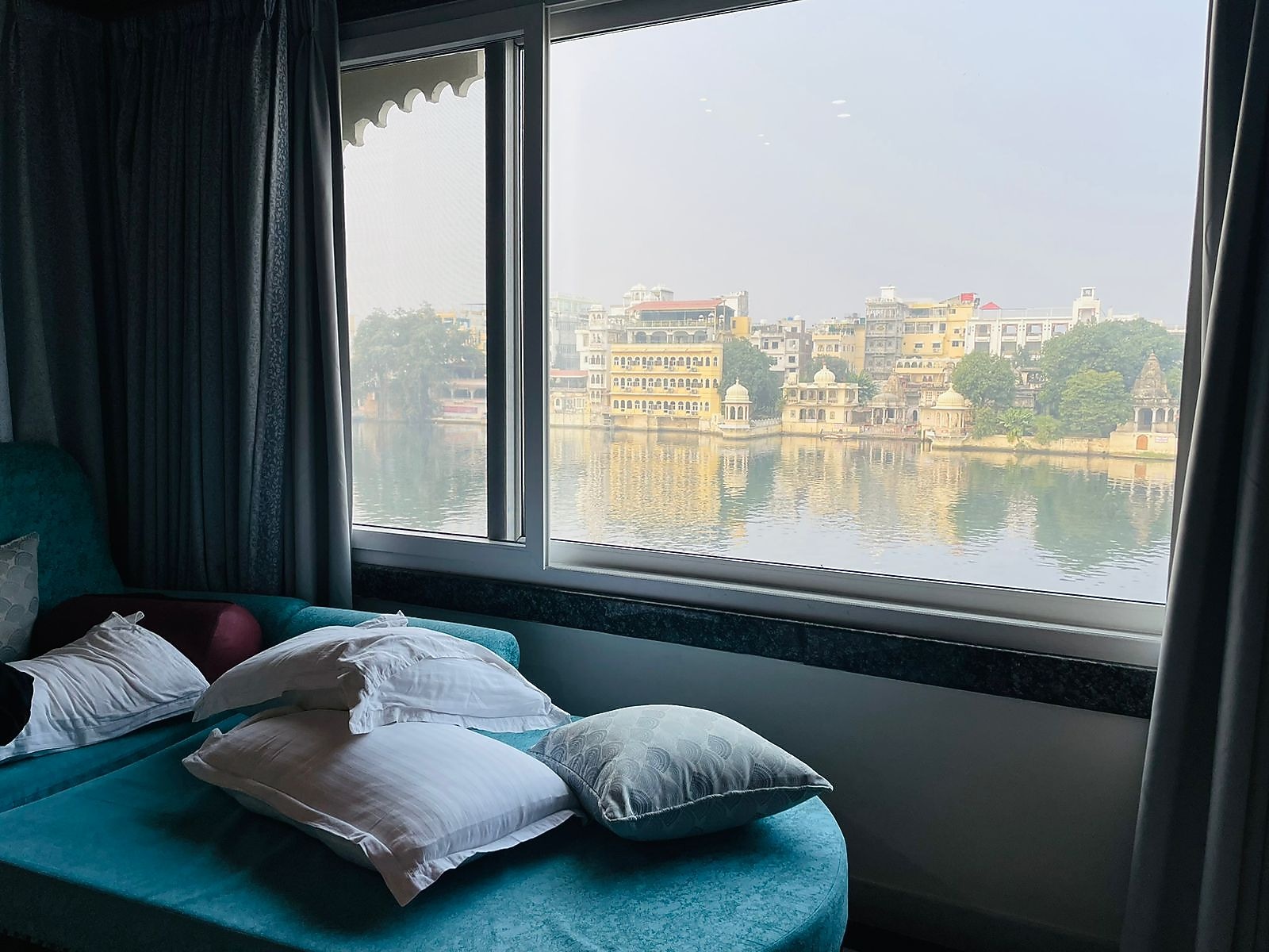 Jheel Hotel & Restaurent 𝗕𝗢𝗢𝗞 Udaipur Hotel 𝘄𝗶𝘁𝗵 𝗙𝗥𝗘𝗘 𝗖𝗮𝗻𝗰𝗲𝗹𝗹𝗮𝘁𝗶𝗼𝗻