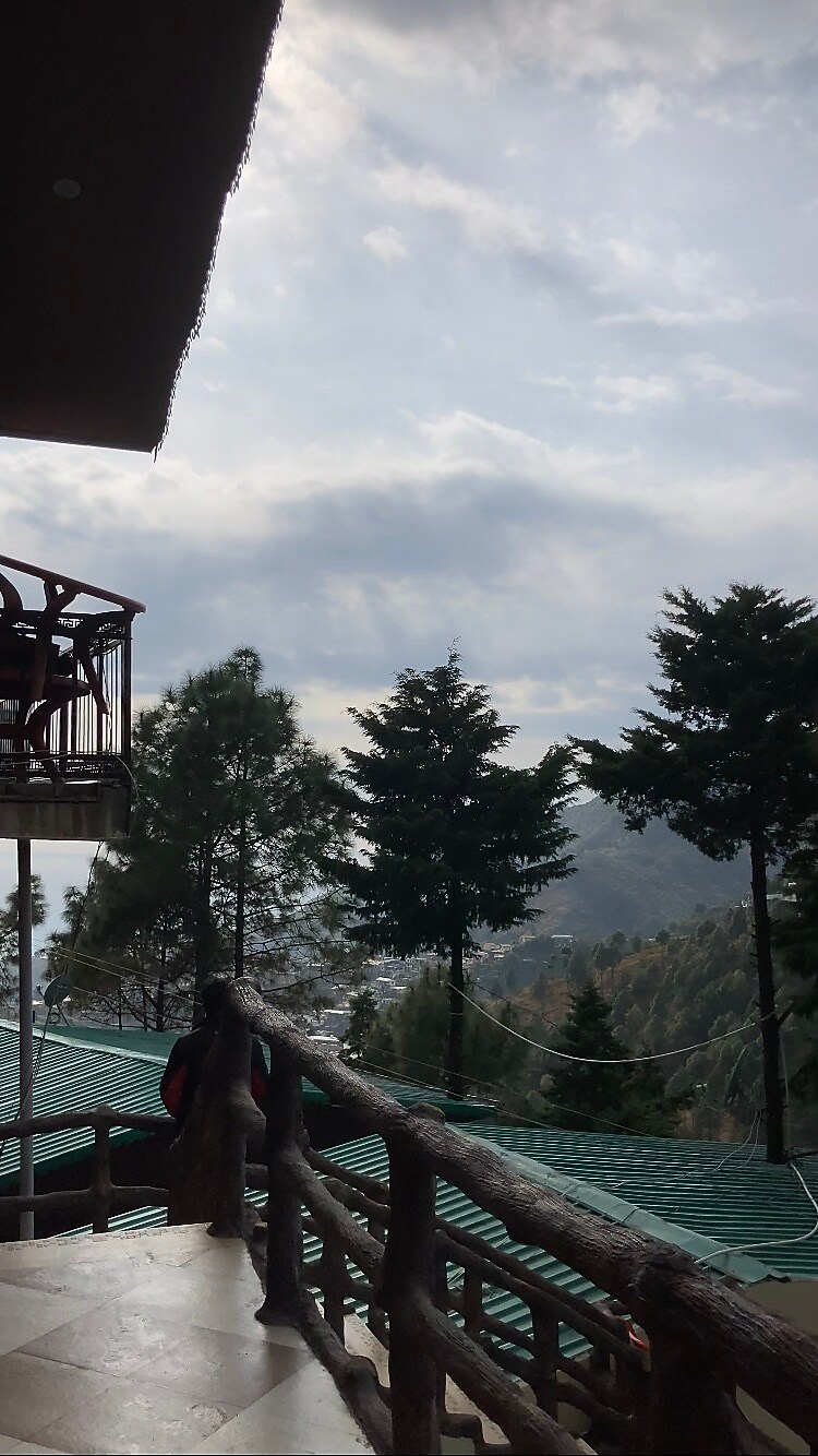 Mountain Castle 𝗕𝗢𝗢𝗞 Mussoorie Cottage 𝘄𝗶𝘁𝗵 ₹𝟬 𝗣𝗔𝗬𝗠𝗘𝗡𝗧