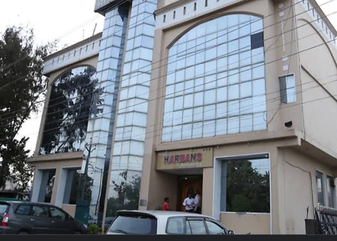Hotel Harbans Residency 𝗕𝗢𝗢𝗞 Patiala Hotel 𝘄𝗶𝘁𝗵 𝗙𝗥𝗘𝗘 𝗖𝗮𝗻𝗰𝗲𝗹𝗹𝗮𝘁𝗶𝗼𝗻
