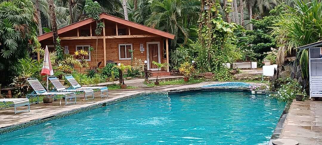 Alagoa Resort Best Rates on Goa Hotel Deals, Reviews & Photos