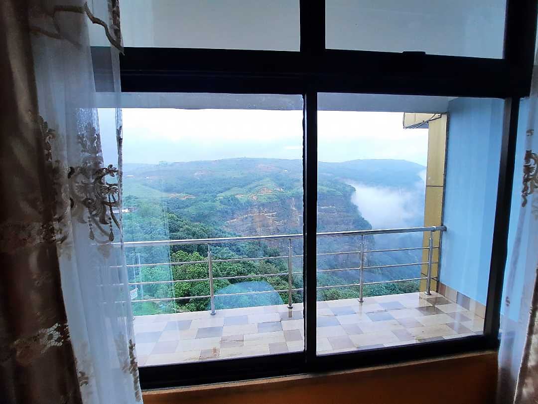 Labana Hotel 𝗕𝗢𝗢𝗞 Cherrapunji Hotel 𝘄𝗶𝘁𝗵 𝗙𝗥𝗘𝗘 𝗖𝗮𝗻𝗰𝗲𝗹𝗹𝗮𝘁𝗶𝗼𝗻