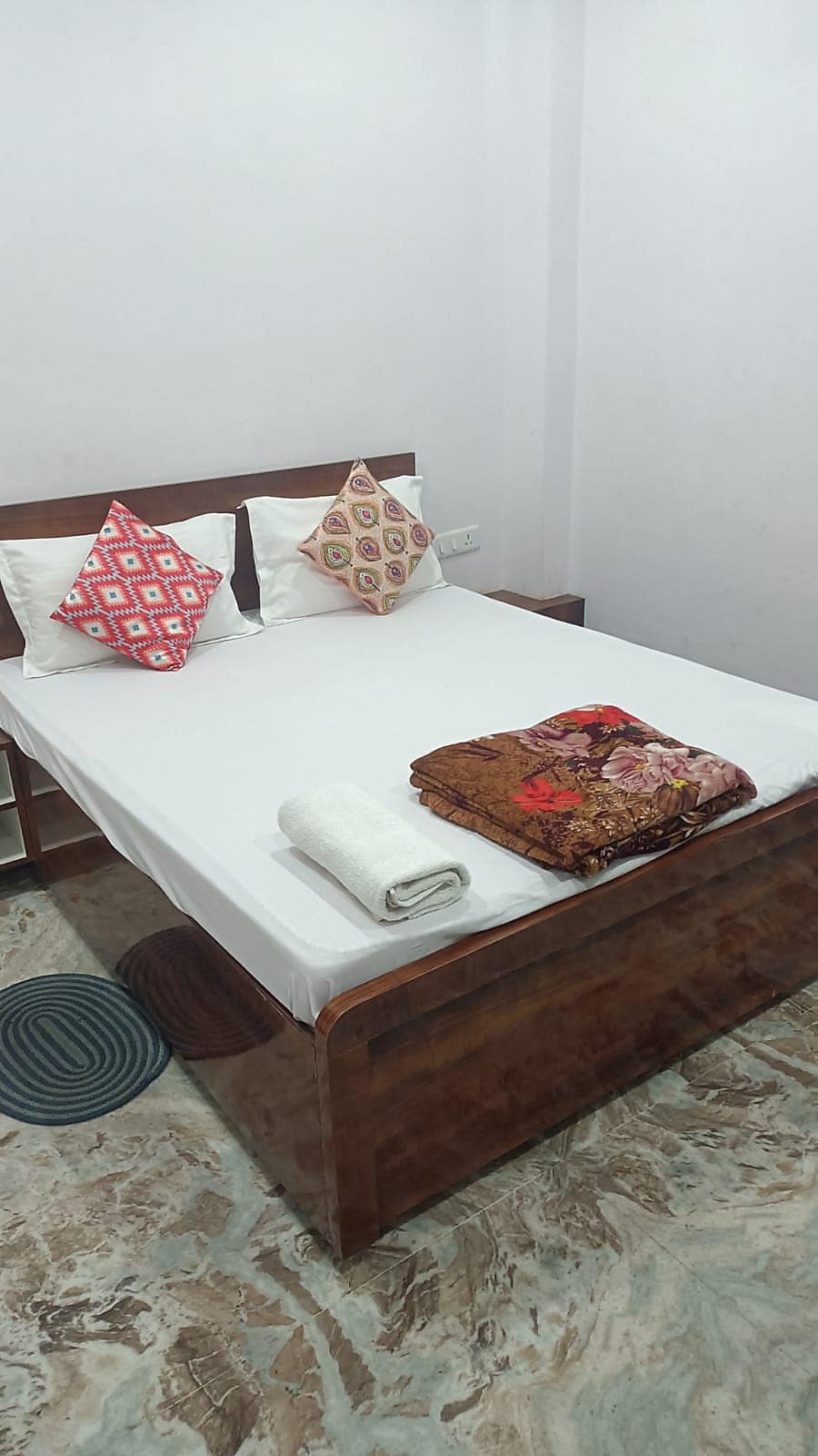 Reviews of Govind Bhawan - Guest House in Vrindavan