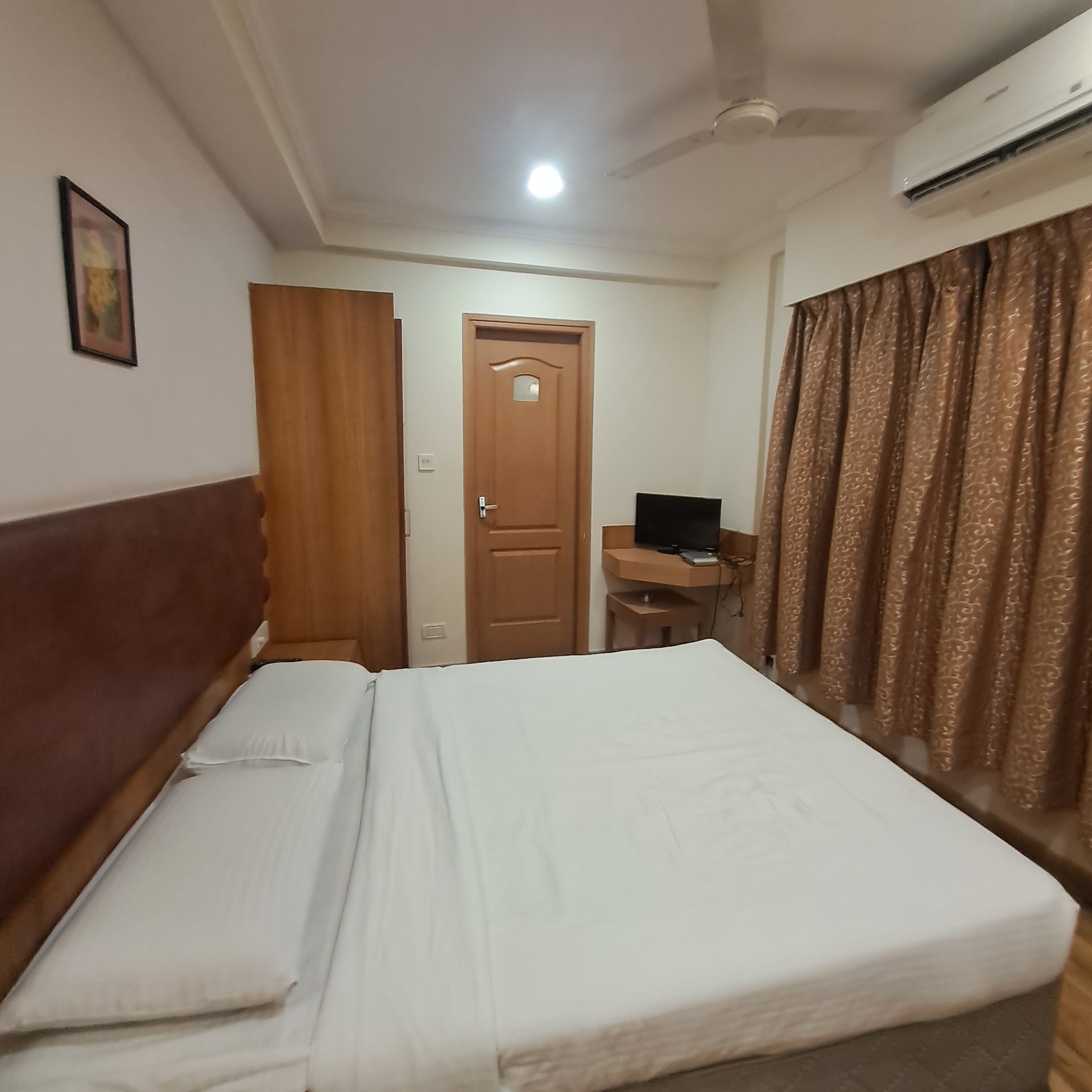 The Ocea International 𝗕𝗢𝗢𝗞 Bangalore Hotel 𝘄𝗶𝘁𝗵 𝗙𝗥𝗘𝗘 𝗖𝗮𝗻𝗰𝗲𝗹𝗹𝗮𝘁𝗶𝗼𝗻