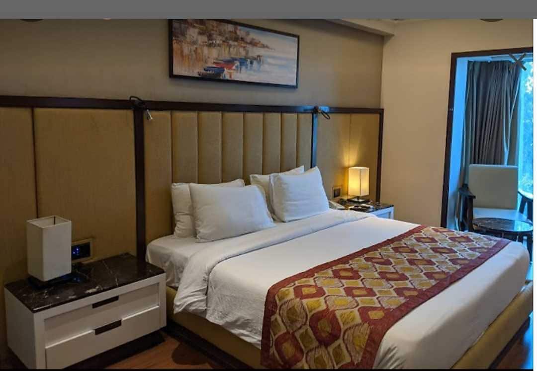 Radisson Lucknow City Center 𝗕𝗢𝗢𝗞 Lucknow Hotel 𝘄𝗶𝘁𝗵 𝗙𝗥𝗘𝗘 𝗖𝗮𝗻𝗰𝗲𝗹𝗹𝗮𝘁𝗶𝗼𝗻