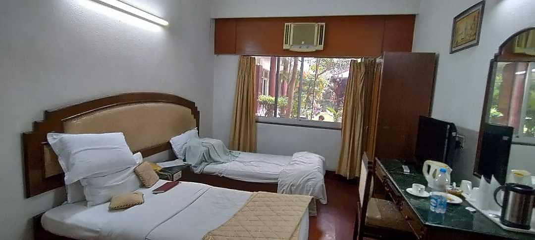 Hotel Deep Palace 𝗕𝗢𝗢𝗞 Lucknow Hotel 𝘄𝗶𝘁𝗵 𝗙𝗥𝗘𝗘 𝗖𝗮𝗻𝗰𝗲𝗹𝗹𝗮𝘁𝗶𝗼𝗻