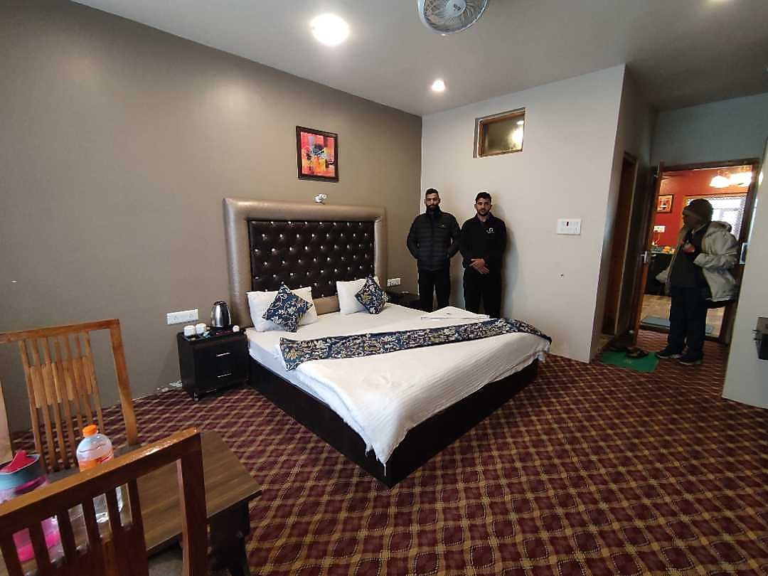 River View Resort | Pahalgam Hotel BOOK @ ₹1