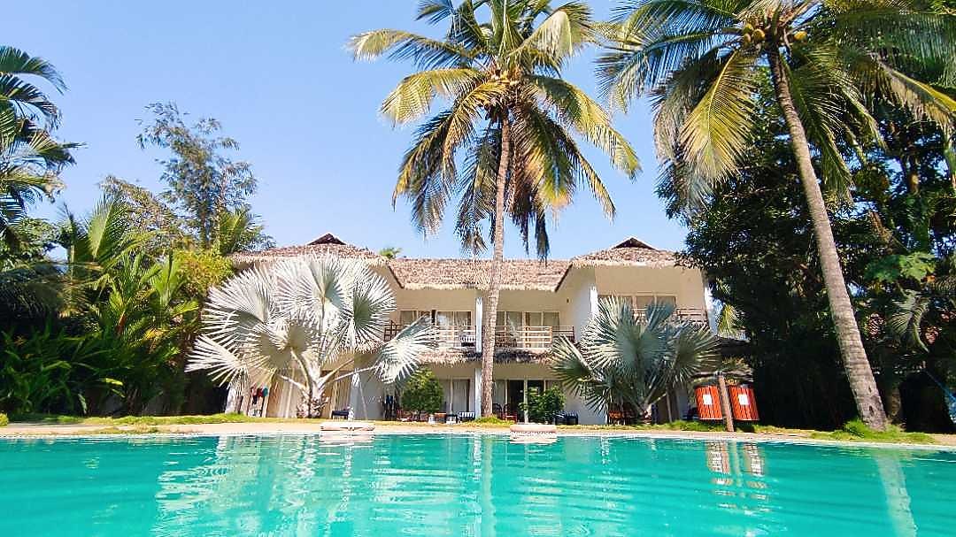 Malabar Ocean Front Resort and Spa 𝗕𝗢𝗢𝗞 Nileshwar Resort 𝘄𝗶𝘁𝗵 ₹𝟬 𝗣𝗔𝗬𝗠𝗘𝗡𝗧