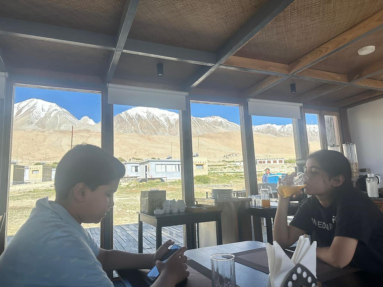 The Merak 𝗕𝗢𝗢𝗞 Pangong Resort 𝘄𝗶𝘁𝗵 𝗙𝗥𝗘𝗘 𝗖𝗮𝗻𝗰𝗲𝗹𝗹𝗮𝘁𝗶𝗼𝗻