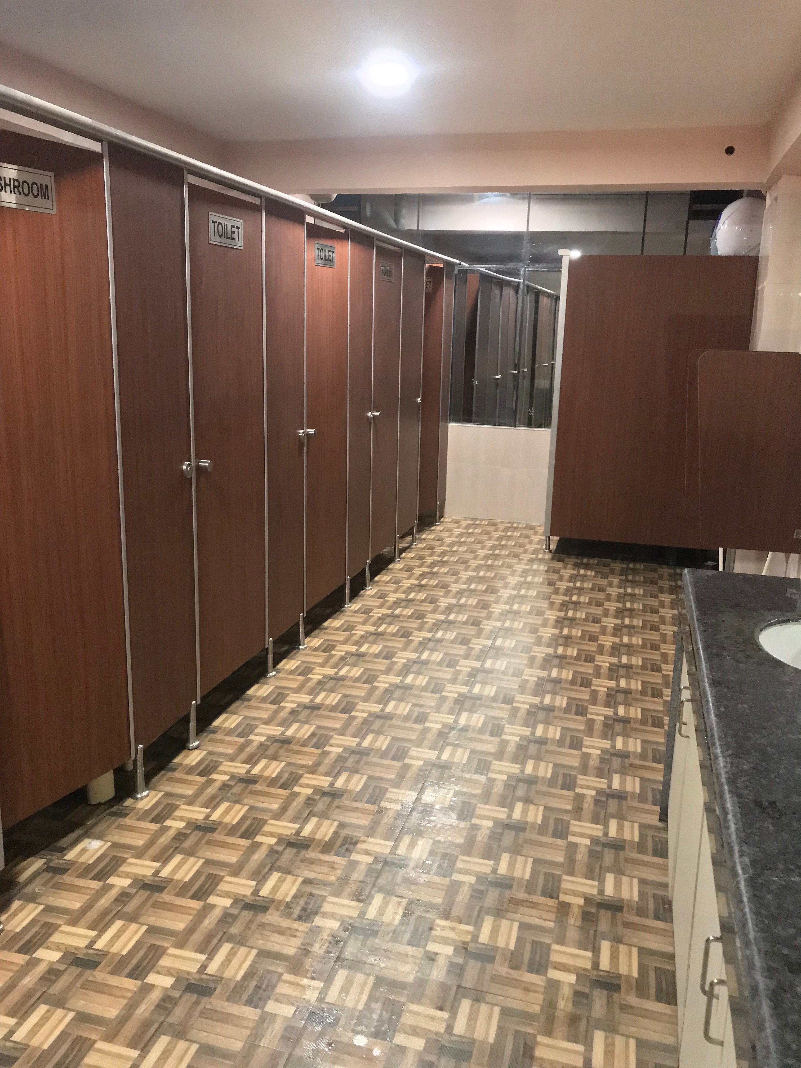 Homestay AC Dormitory at Kashmiri Gate 100% Money Back 𝗕𝗢𝗢𝗞 Delhi ...