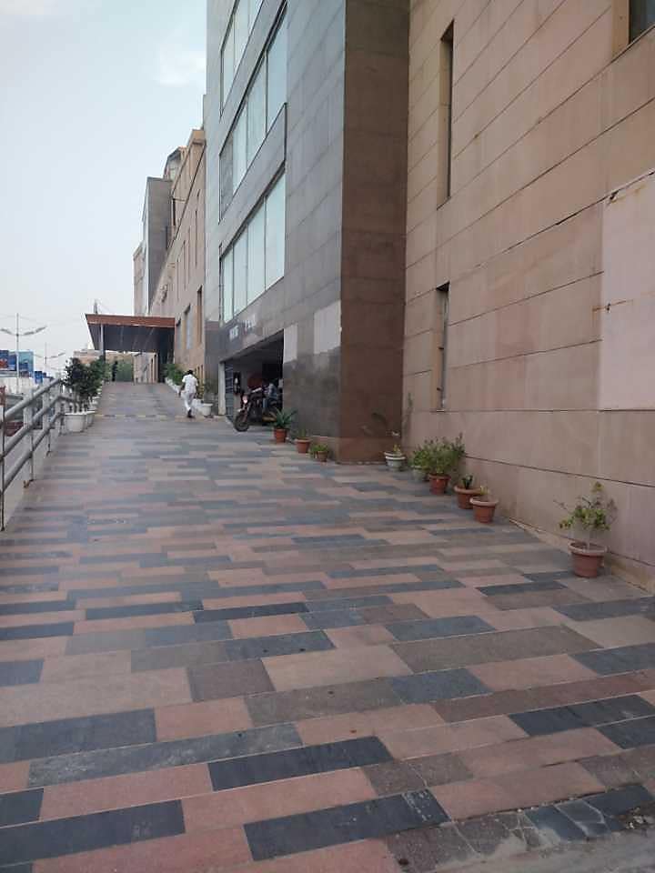 SK Klyde Grand | Ghaziabad Hotel BOOK @ ₹1