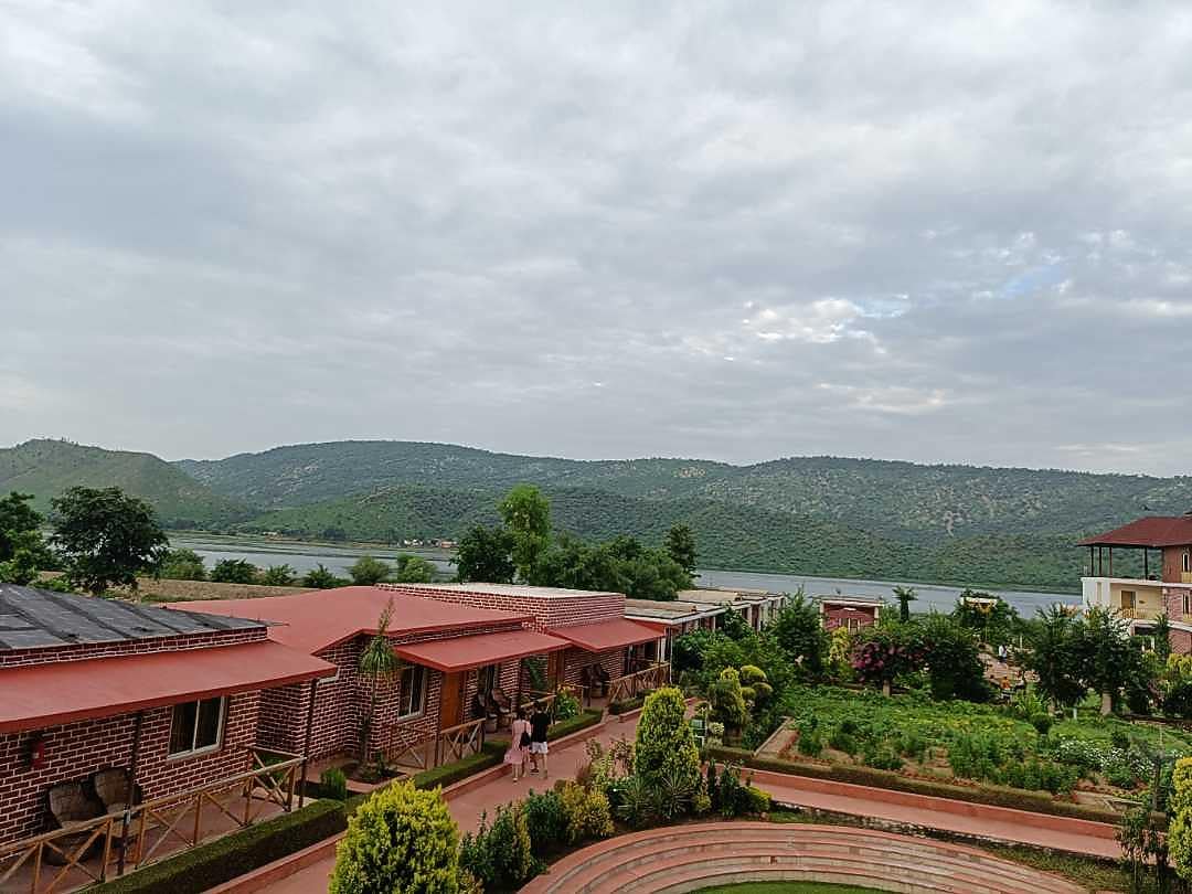 Desi Thath Resort | Alwar Resort BOOK @ ₹1