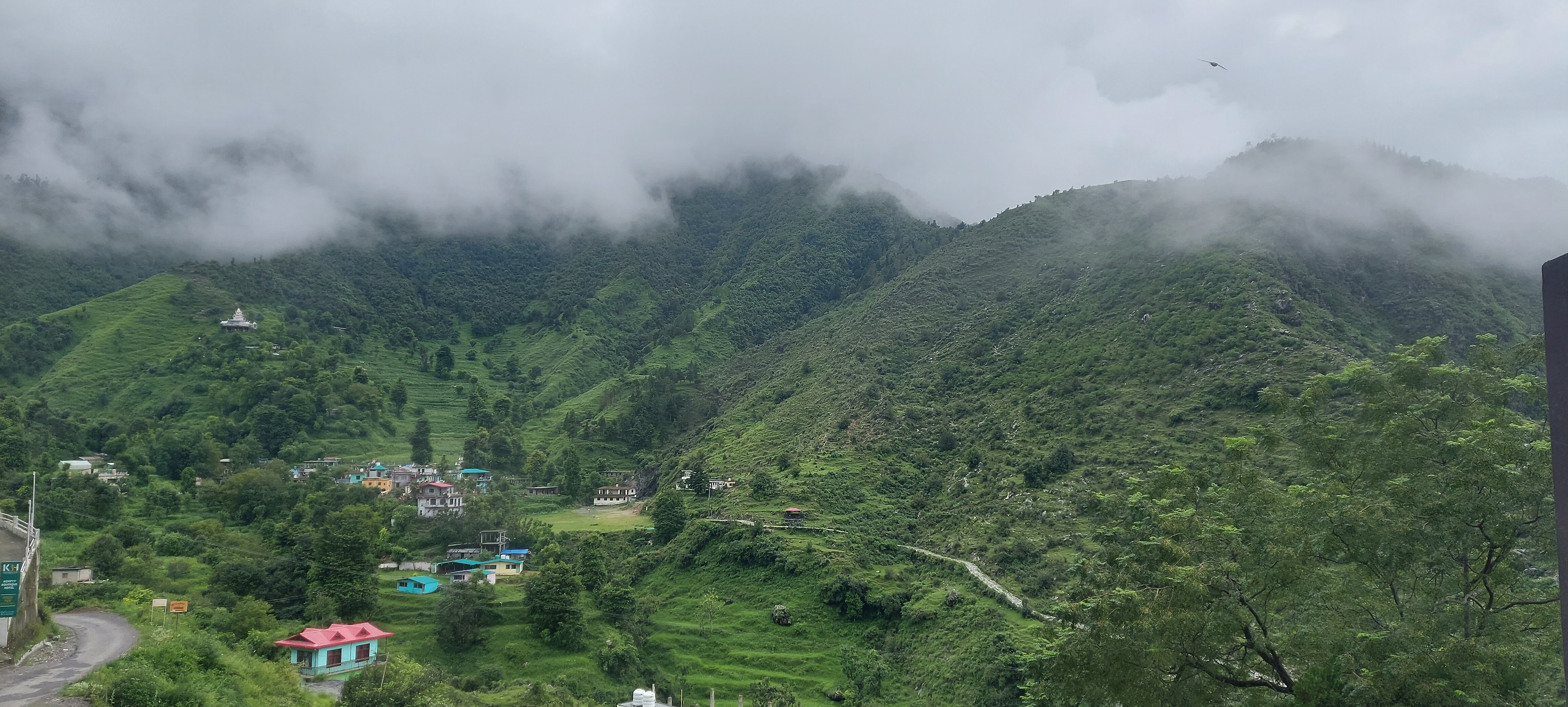 Photos of The Kempty Fall Resort - Hotel in Mussoorie