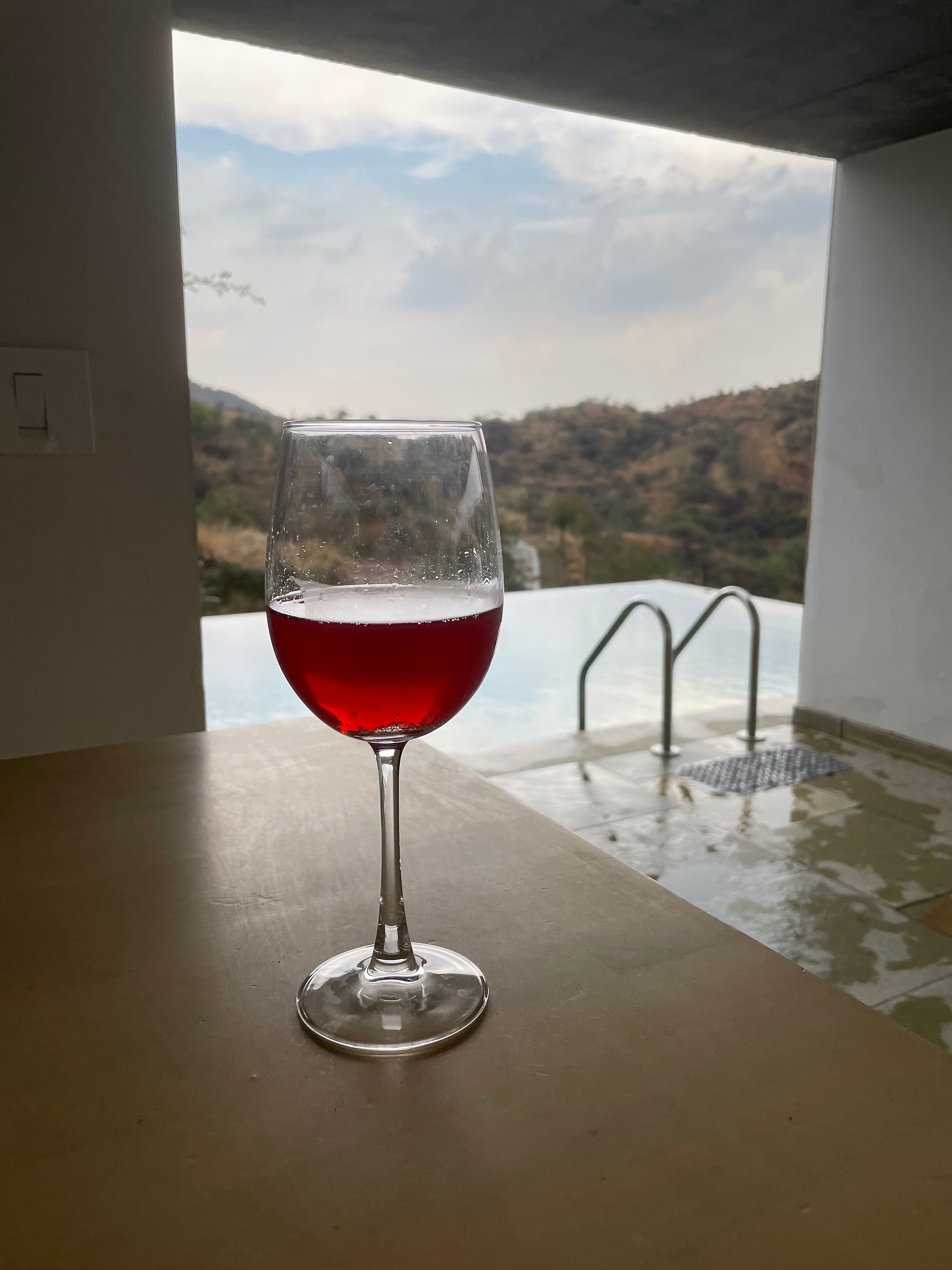 StayVista at Sage Scenery 𝗕𝗢𝗢𝗞 Udaipur Villa 𝘄𝗶𝘁𝗵 ₹𝟬 𝗣𝗔𝗬𝗠𝗘𝗡𝗧