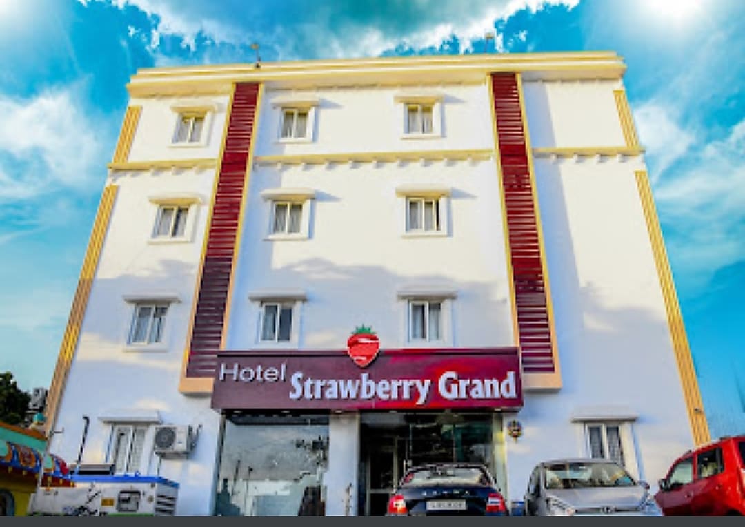Hotel Strawberry Grand 𝗕𝗢𝗢𝗞 Rameshwaram Hotel 𝘄𝗶𝘁𝗵 ₹𝟬 𝗣𝗔𝗬𝗠𝗘𝗡𝗧