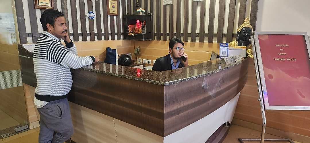 Hotel Pradeep Palace 𝗕𝗢𝗢𝗞 Gorakhpur Hotel 𝘄𝗶𝘁𝗵 ₹𝟬 𝗣𝗔𝗬𝗠𝗘𝗡𝗧