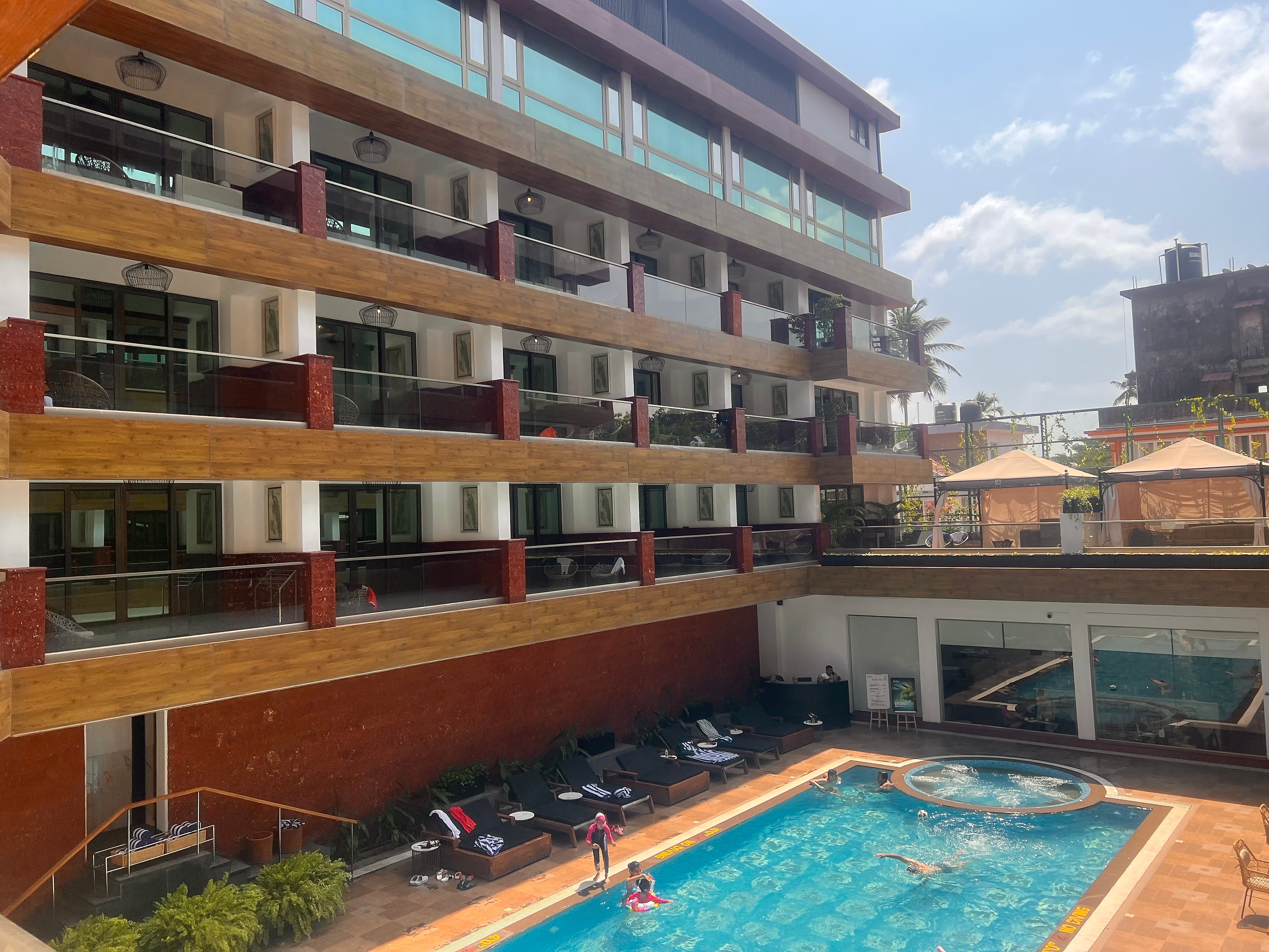 Radisson Resort Goa Baga 𝗕𝗢𝗢𝗞 Goa Resort 𝘄𝗶𝘁𝗵 𝗙𝗥𝗘𝗘 𝗖𝗮𝗻𝗰𝗲𝗹𝗹𝗮𝘁𝗶𝗼𝗻