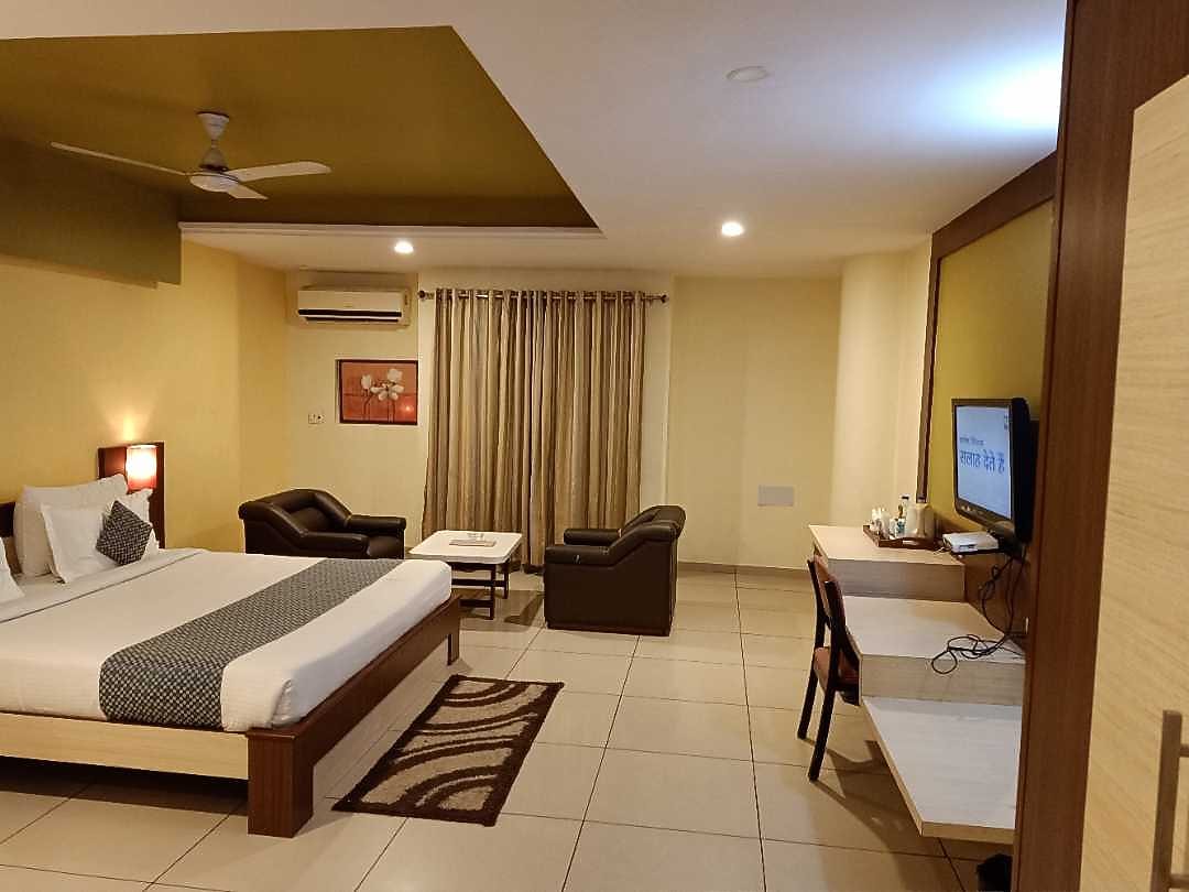 Galaxy Hotel 𝗕𝗢𝗢𝗞 Rajkot Hotel 𝘄𝗶𝘁𝗵 𝗙𝗥𝗘𝗘 𝗖𝗮𝗻𝗰𝗲𝗹𝗹𝗮𝘁𝗶𝗼𝗻
