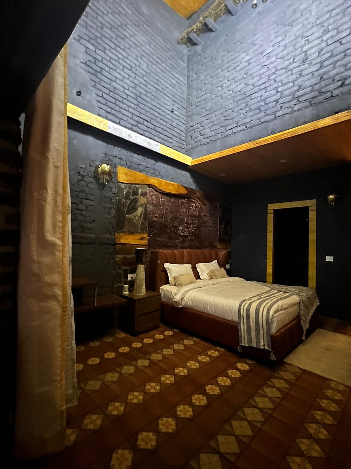 Light of Landour 𝗕𝗢𝗢𝗞 Mussoorie Hotel 𝘄𝗶𝘁𝗵 𝗙𝗥𝗘𝗘 𝗖𝗮𝗻𝗰𝗲𝗹𝗹𝗮𝘁𝗶𝗼𝗻