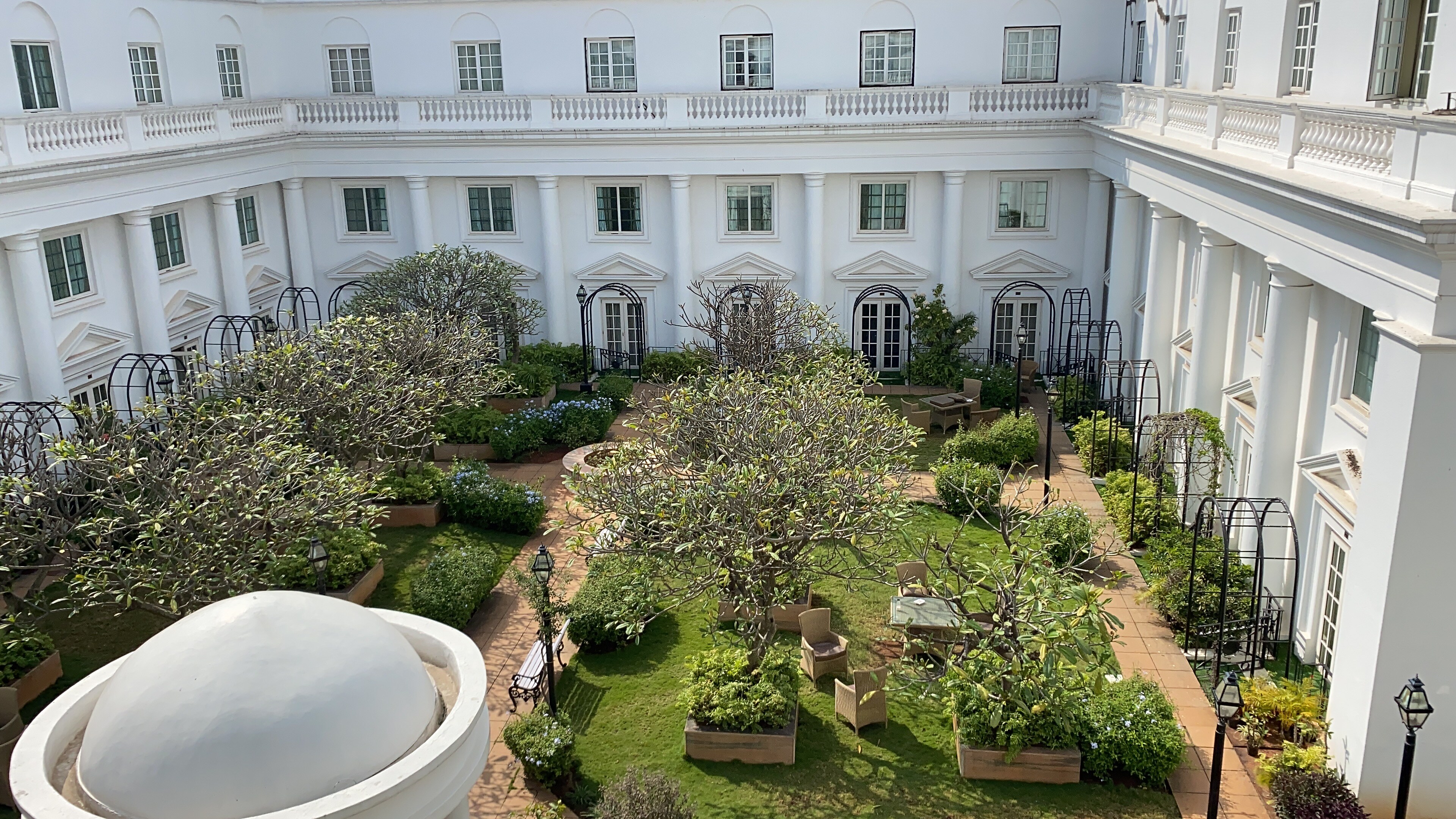 ITC Windsor - A Luxury Collection Hotel Best Rates on Bangalore Hotel ...