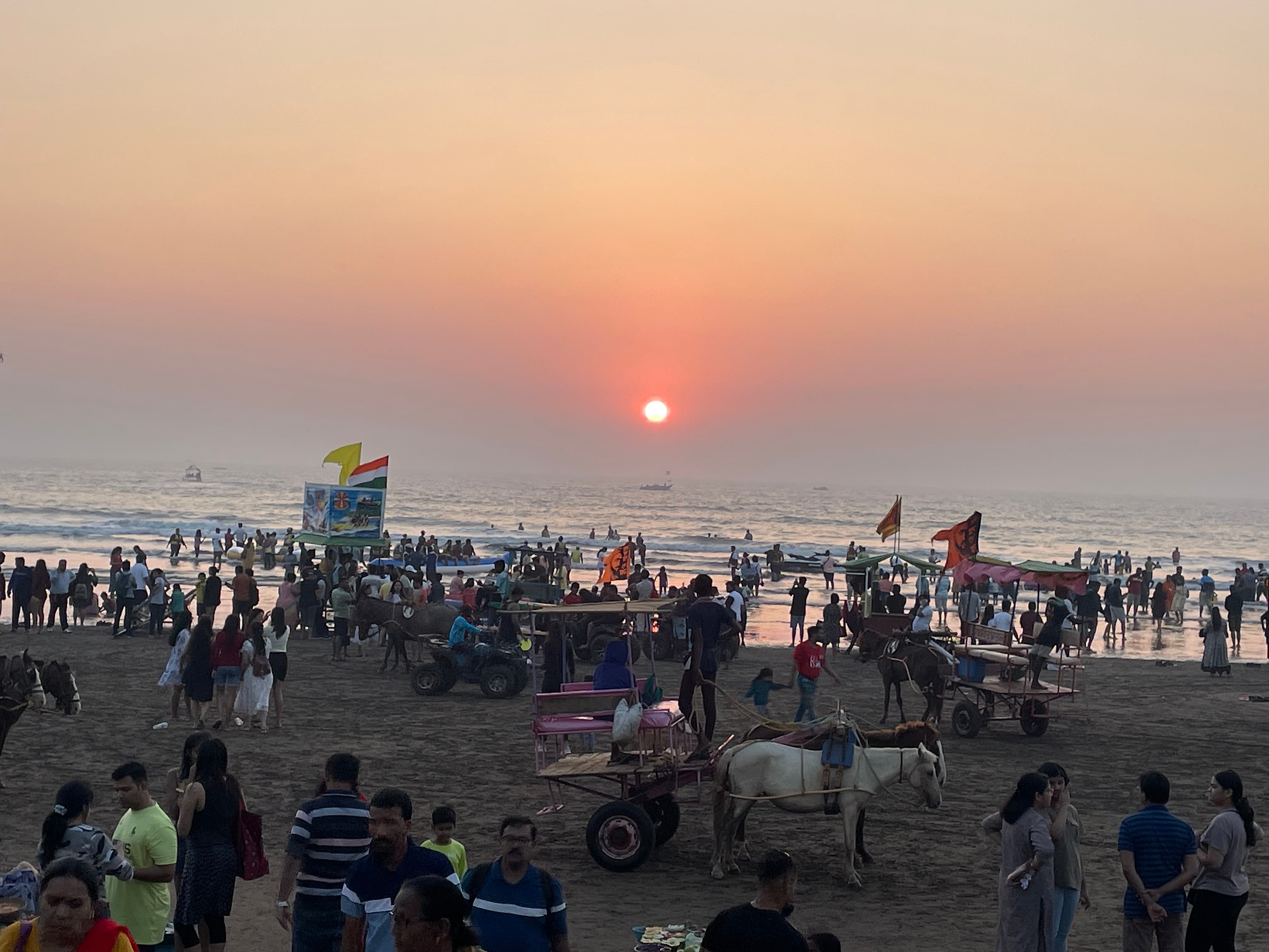Sea View Beach Resort | Alibaug Resort BOOK @ ₹1