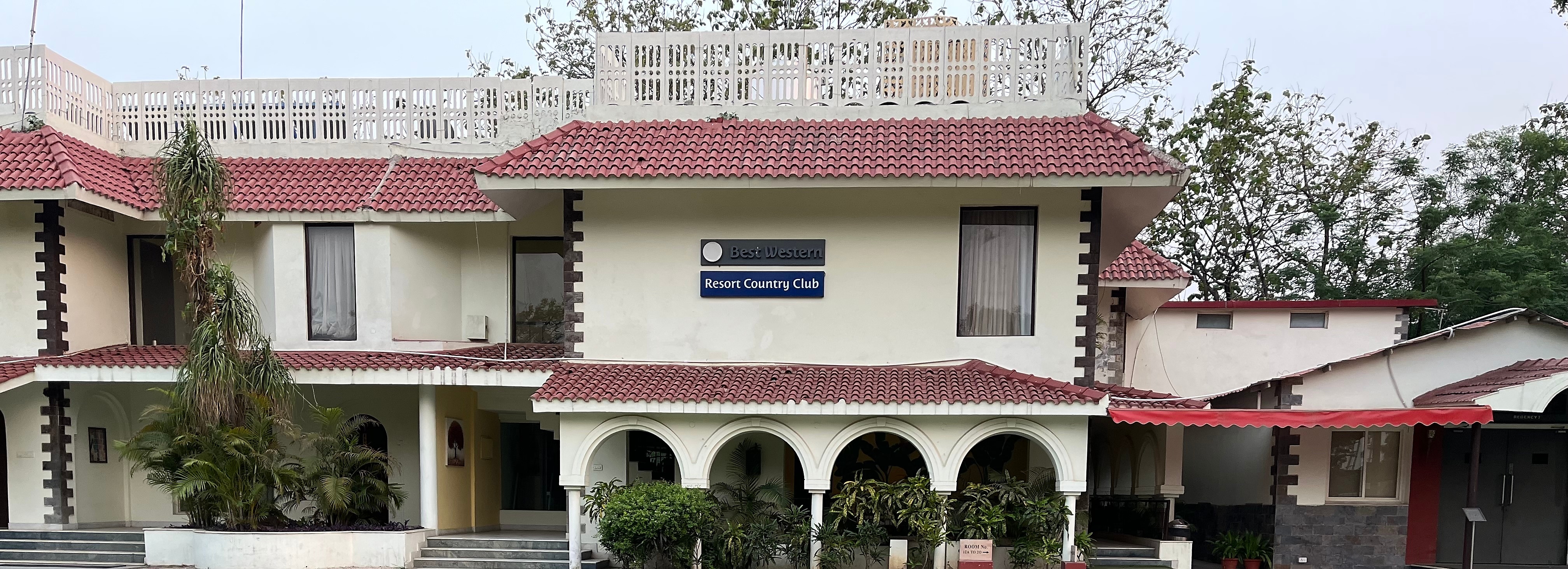 Best Western Resort Country Club 𝗕𝗢𝗢𝗞 Manesar Resort 𝘄𝗶𝘁𝗵 𝗙𝗥𝗘𝗘 𝗖𝗮𝗻𝗰𝗲𝗹𝗹𝗮𝘁𝗶𝗼𝗻